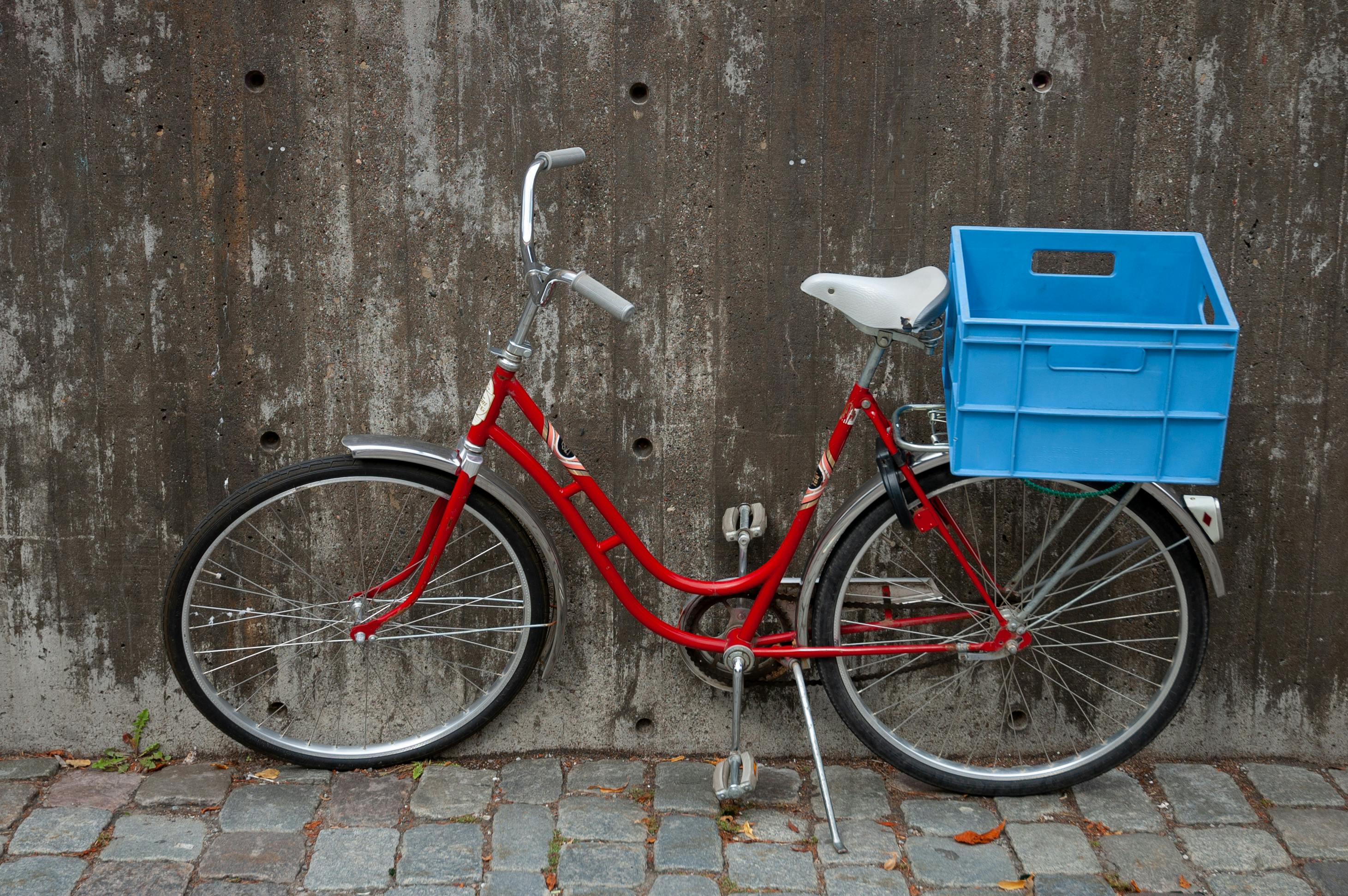 Side View of a Red Bicycle · Free Stock Photo