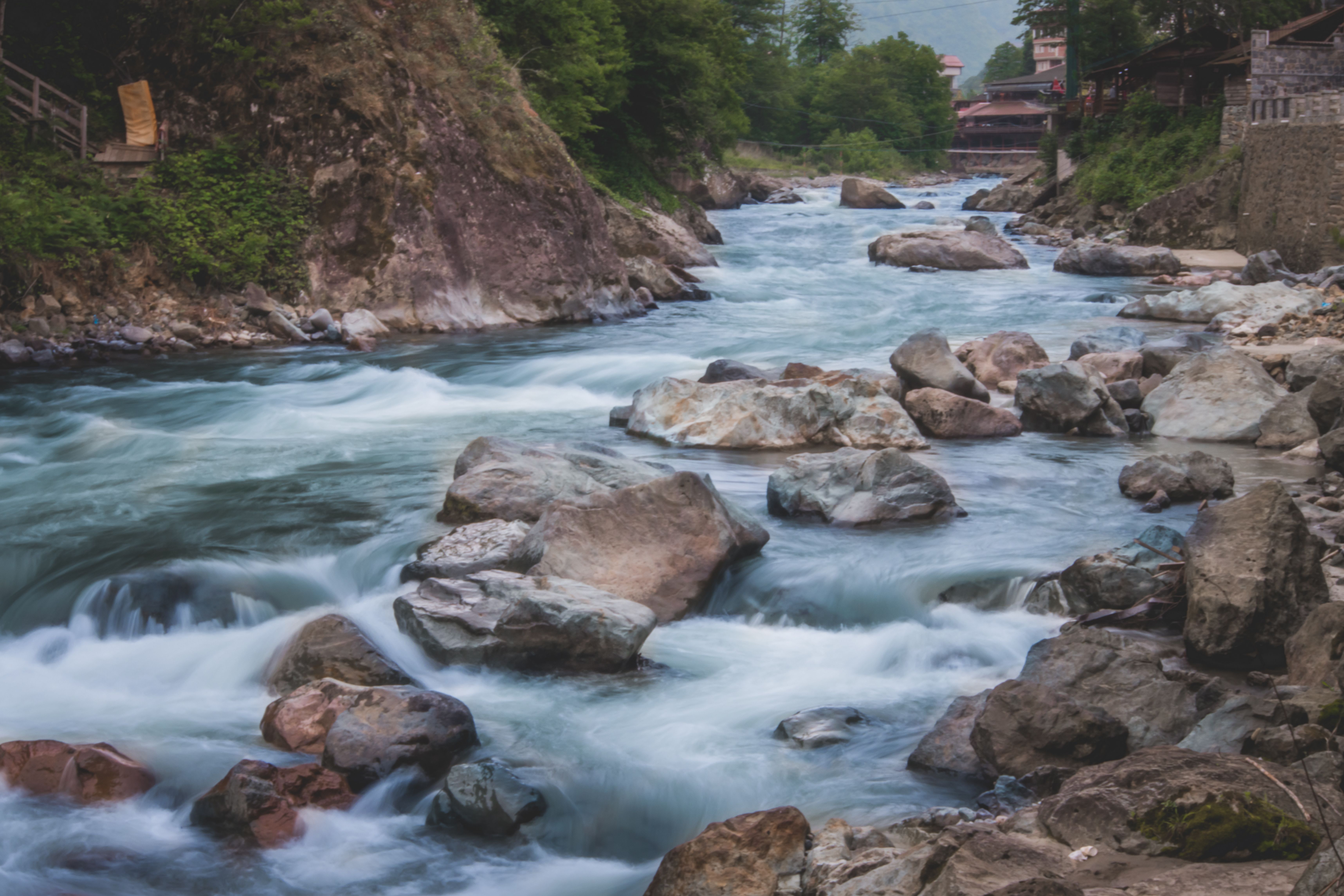 Rocky River in Close Up Photography · Free Stock Photo