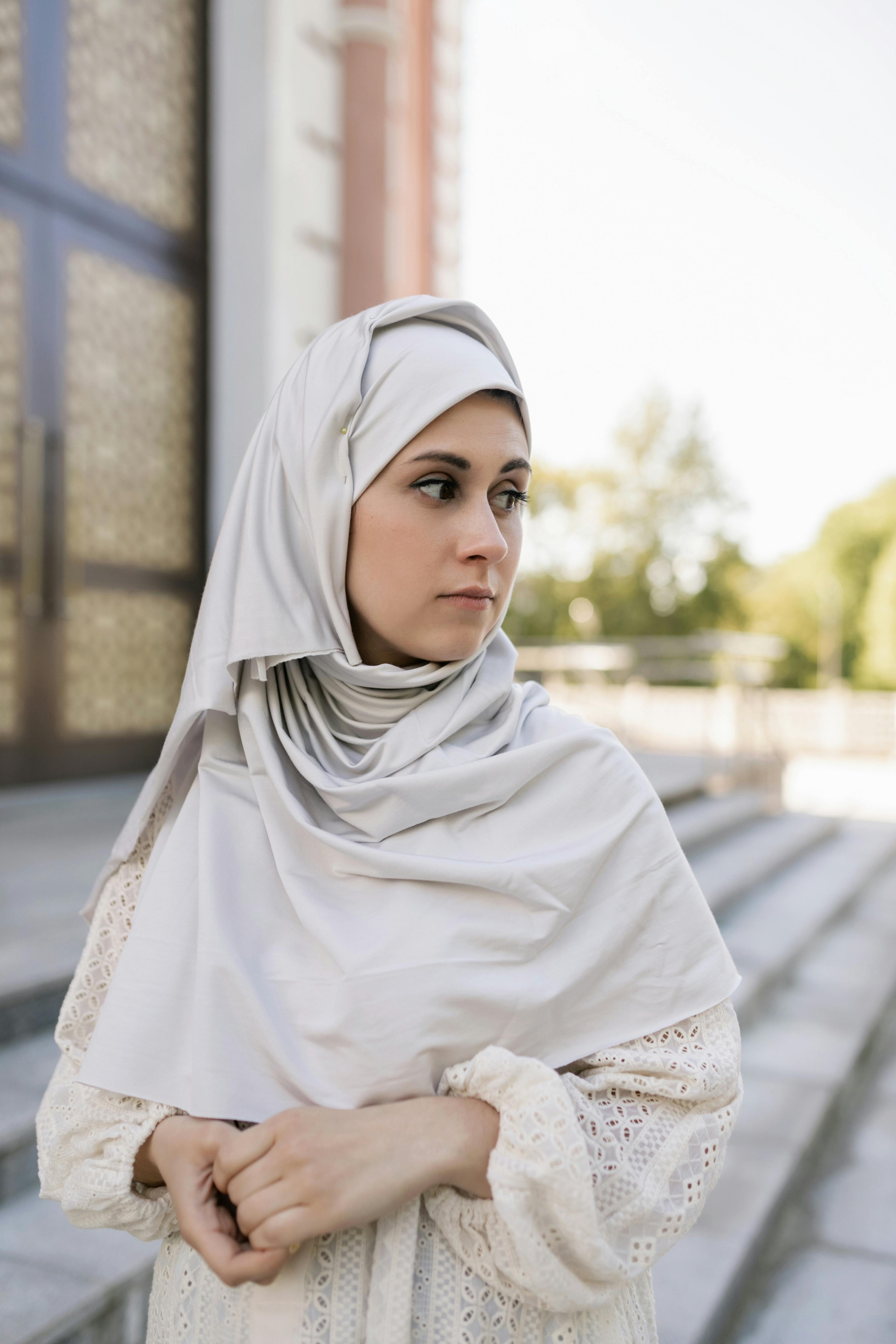 Hijab Mosque Photos, Download The BEST Free Hijab Mosque Stock Photos ...