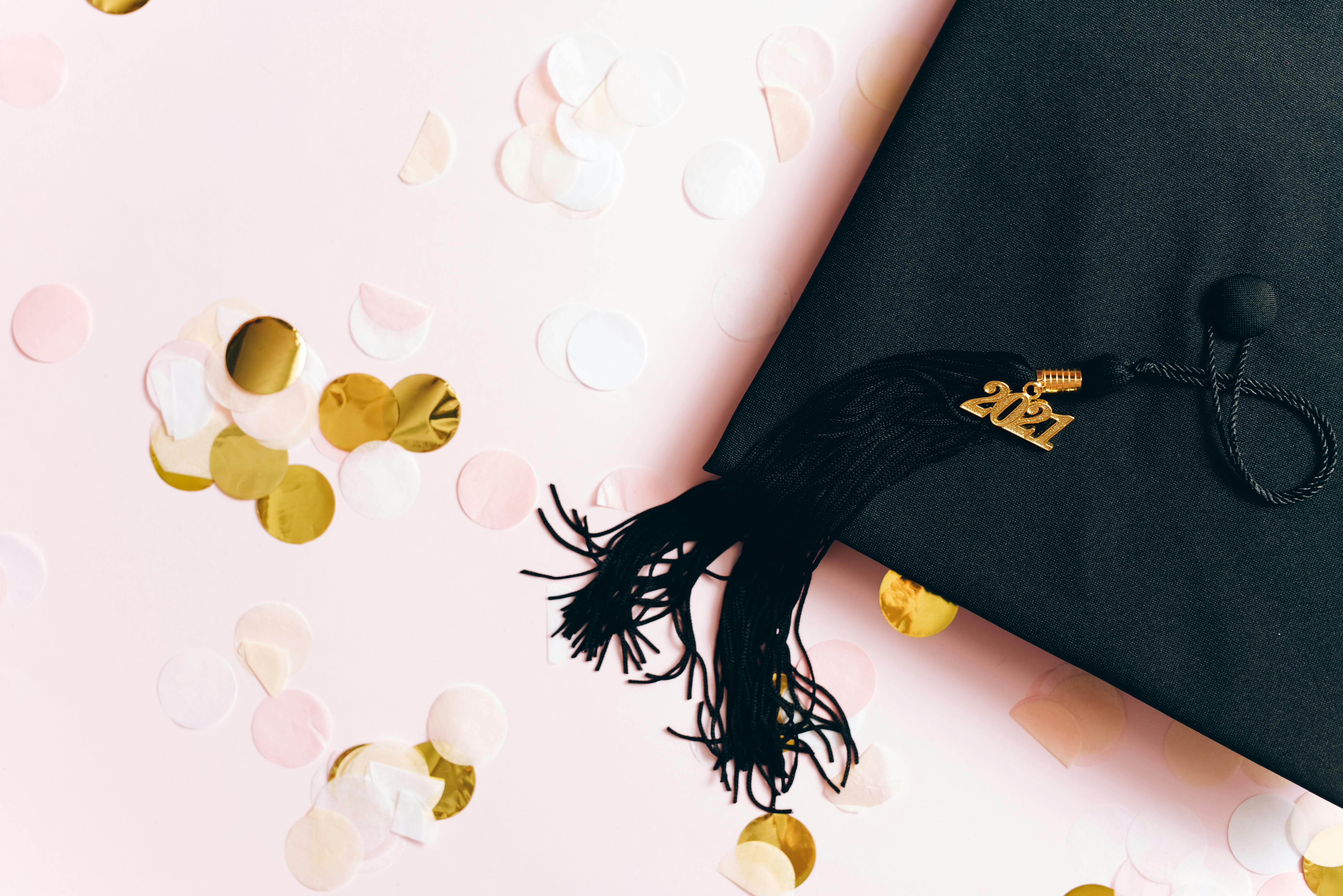 Graduation Hat Photos, Download The BEST Free Graduation Hat Stock ...