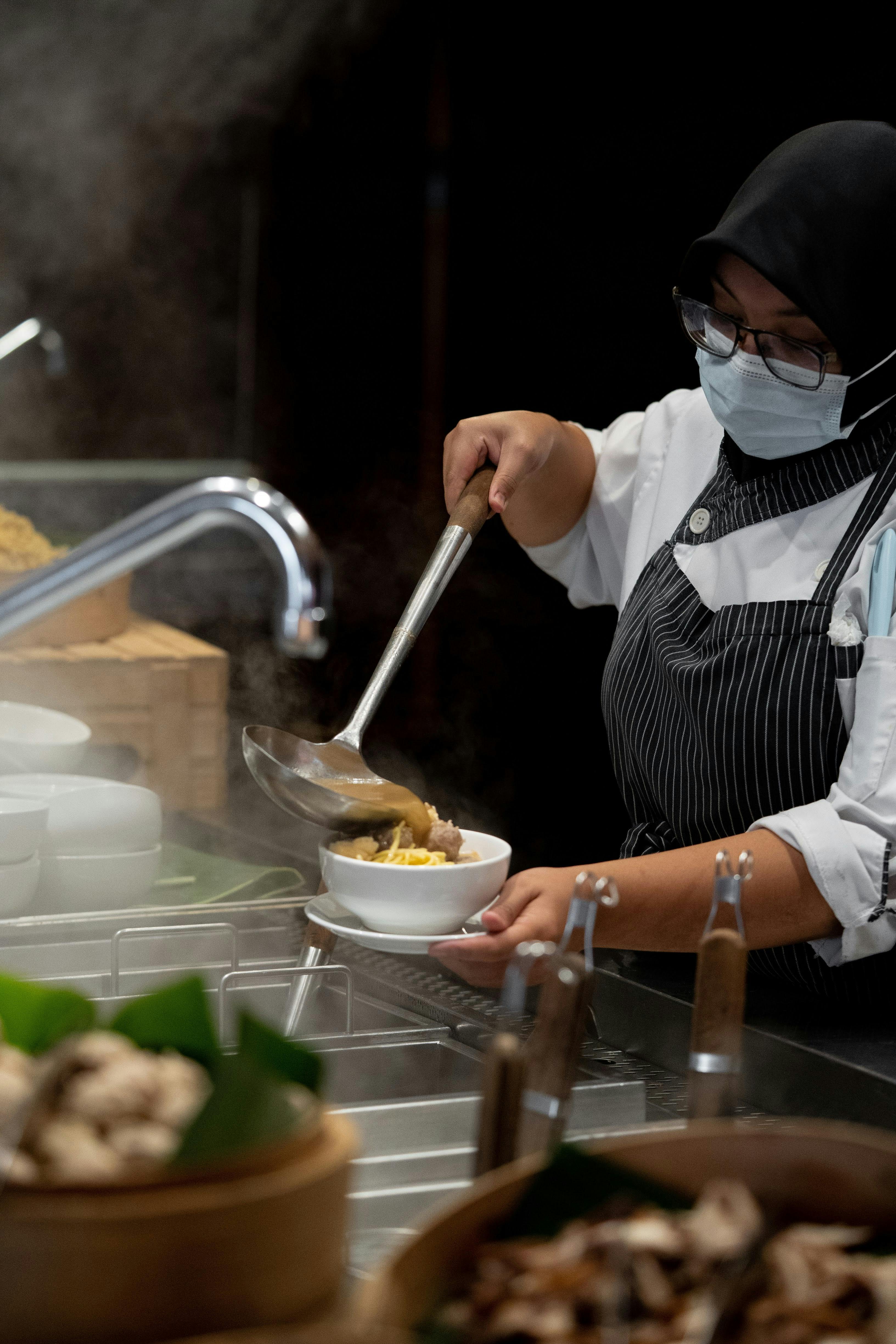 Food Assembly Line Photos, Download The BEST Free Food Assembly Line ...