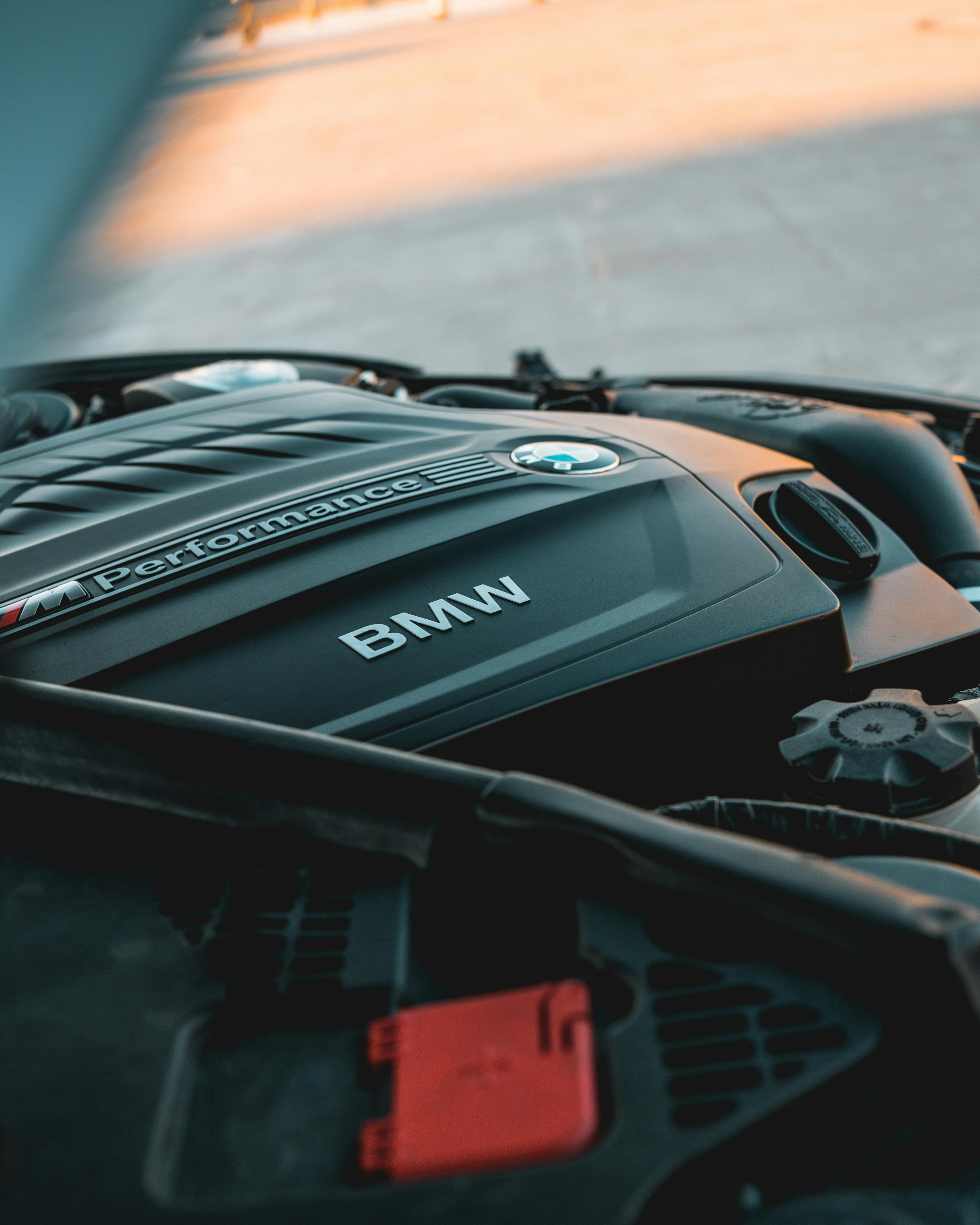 Bmw Engine Photos, Download The BEST Free Bmw Engine Stock Photos & HD ...