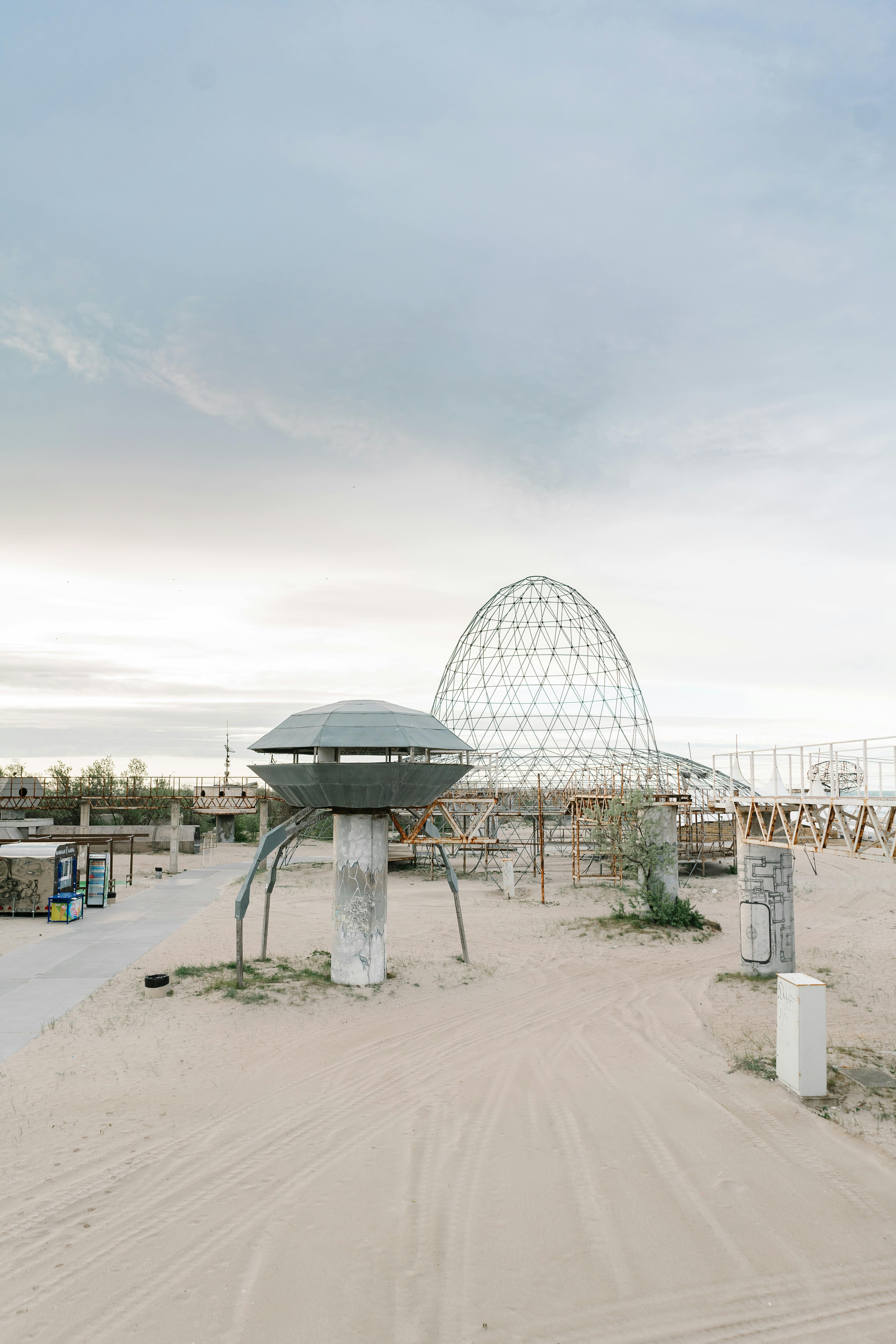 Metal Constructions on a Beach in Popovka, Crimea · Free Stock Photo