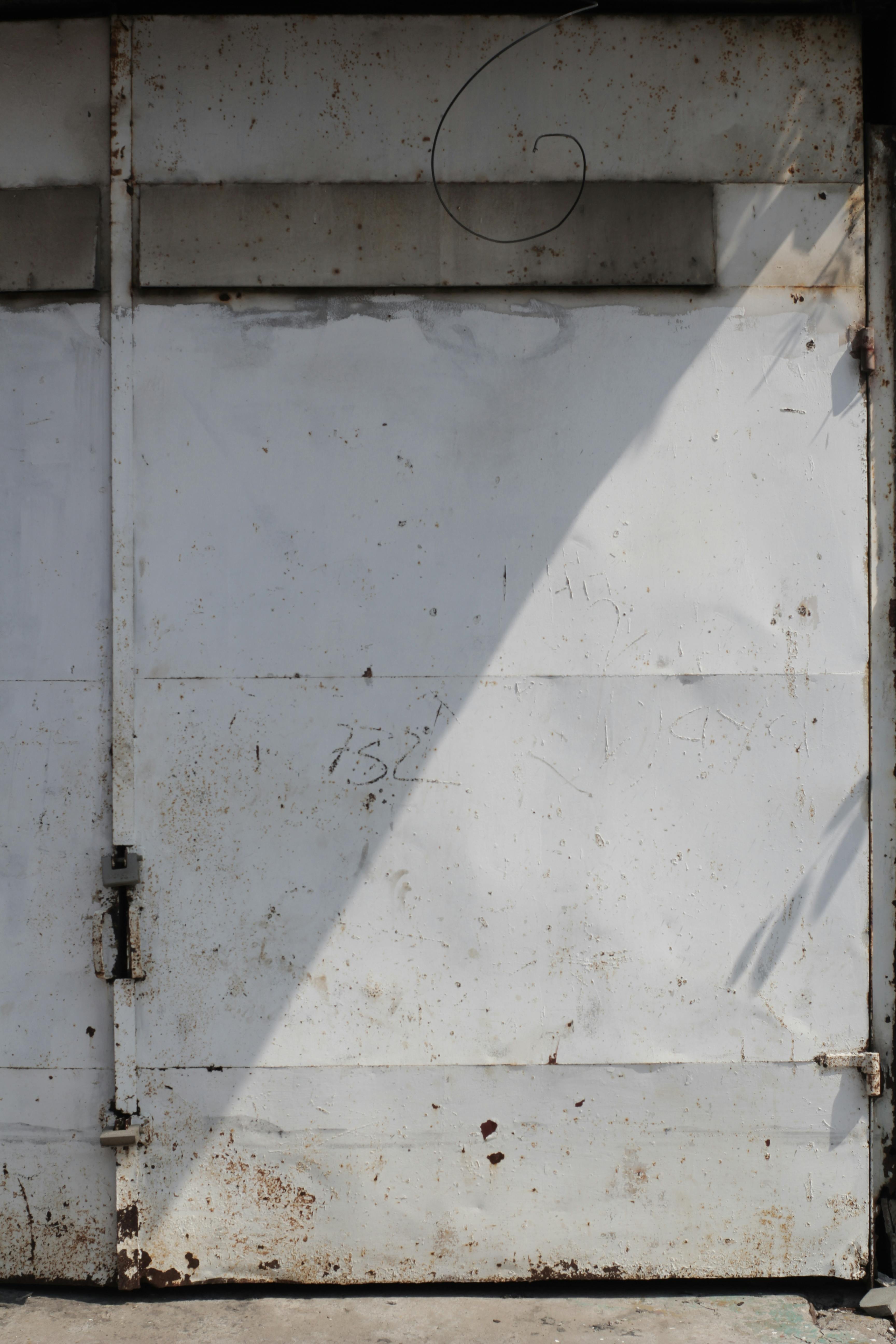 White Metal Gate on a Driveway · Free Stock Photo