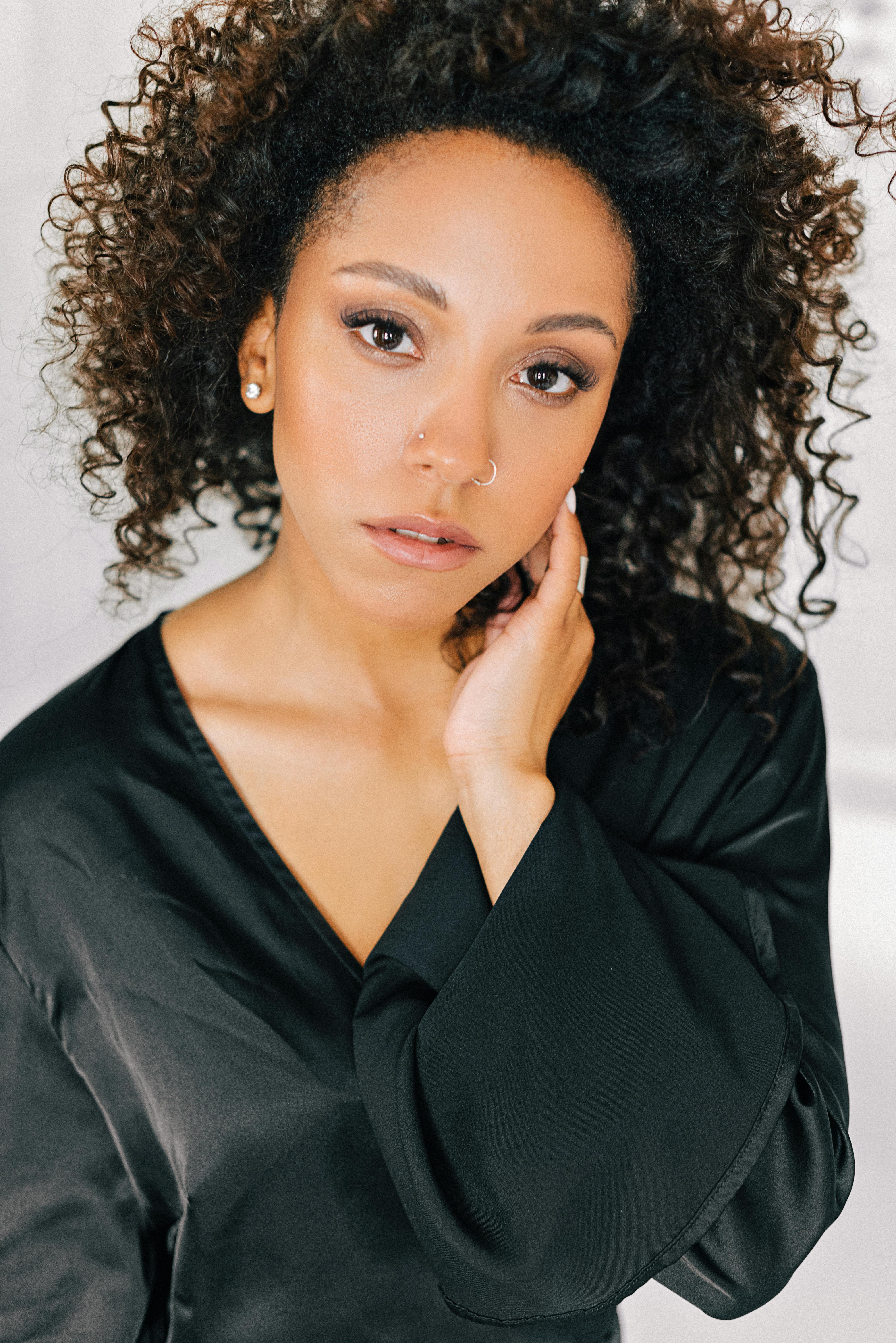 Close-up Photo of Alluring Woman · Free Stock Photo