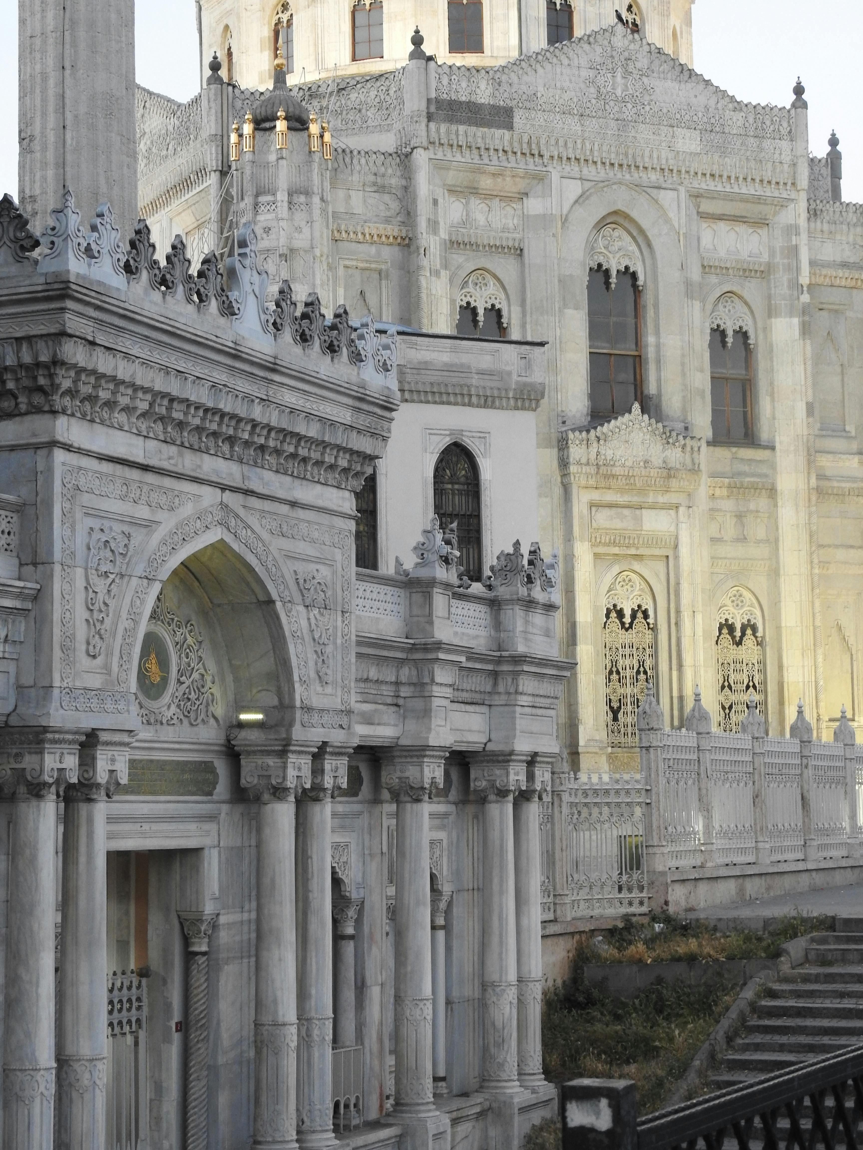 Architecture of Ancient Buildings · Free Stock Photo