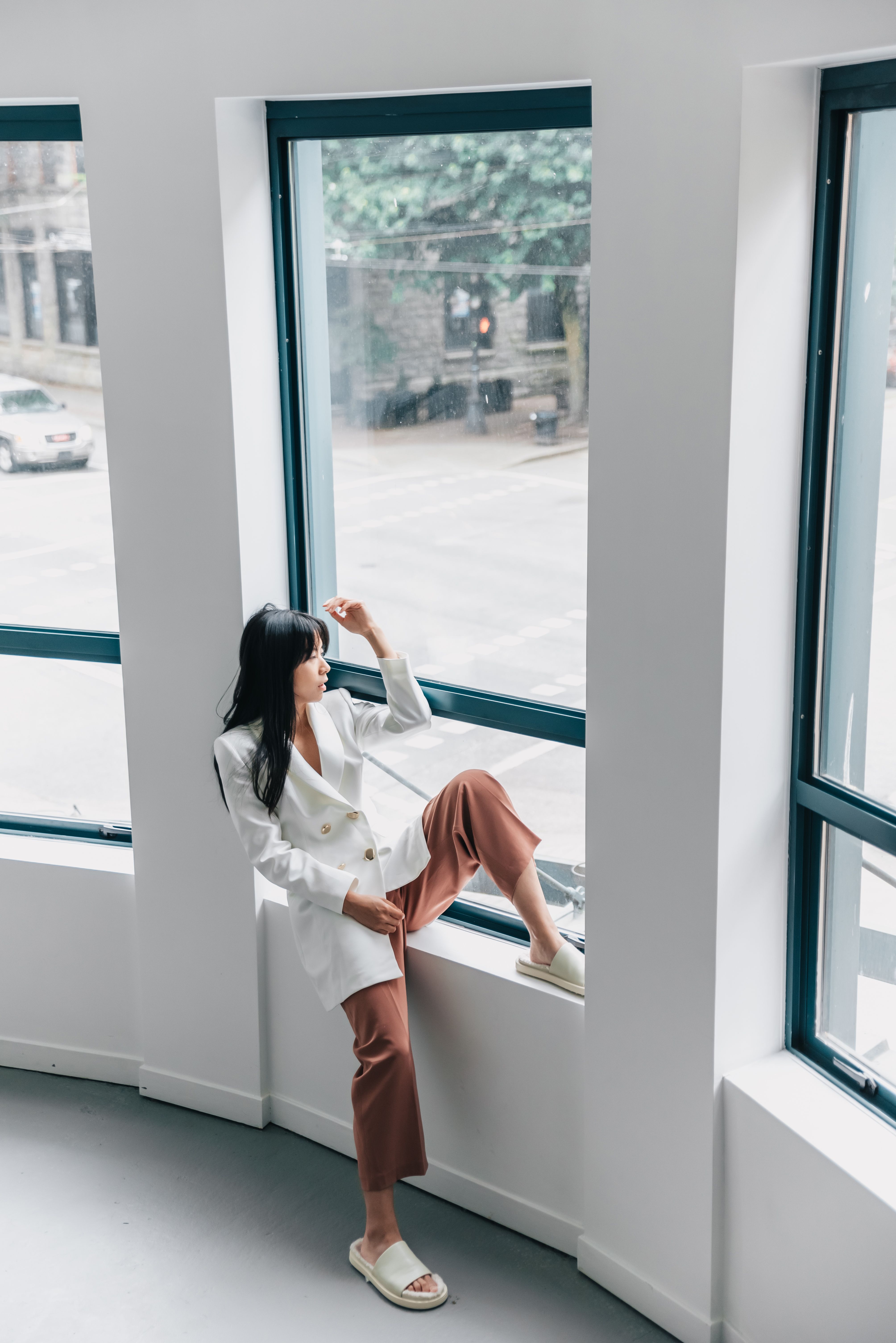 Minimalistic portraits 413 Photos & Videos Collected by PNW Production