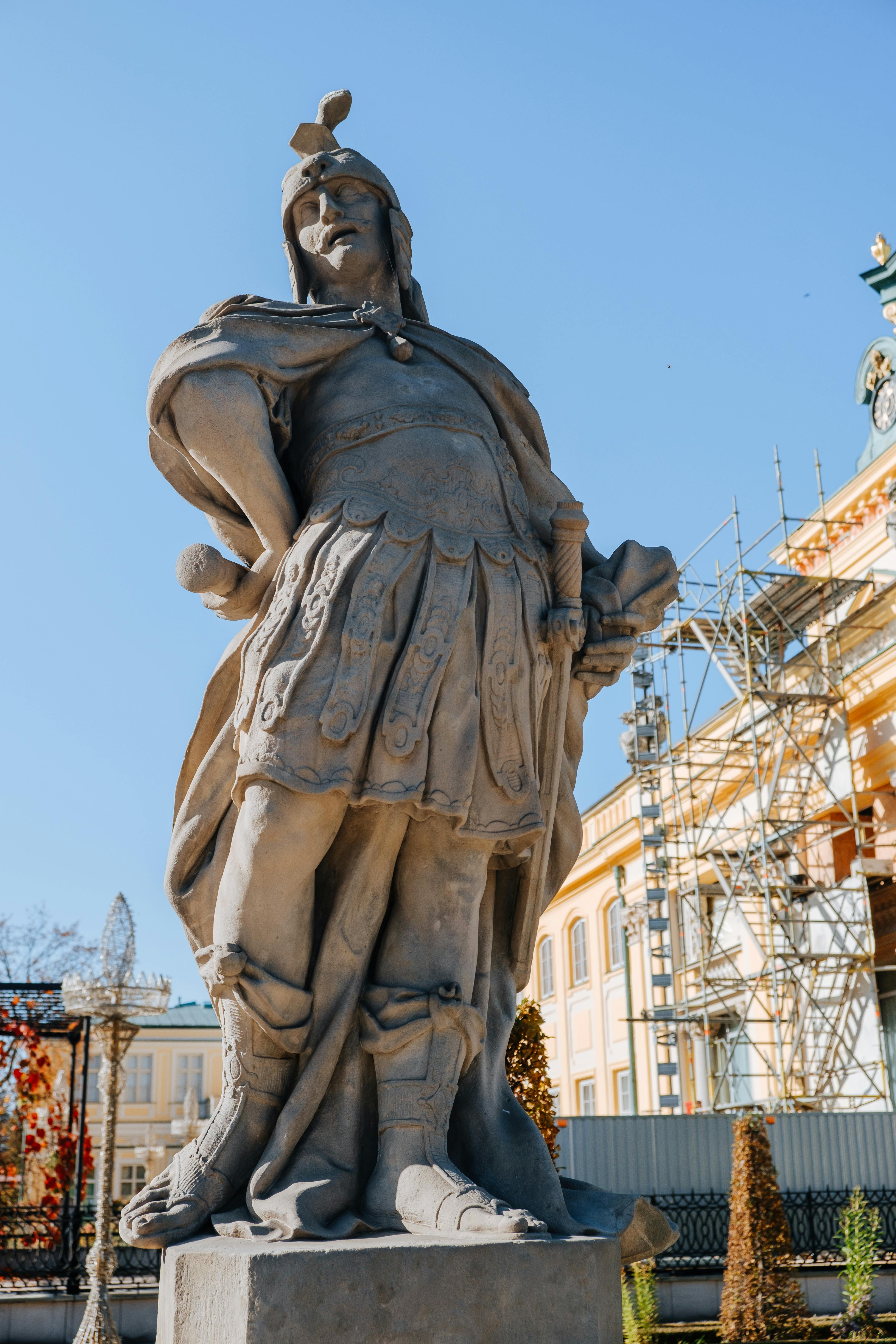 Statue of Roman Warrior · Free Stock Photo