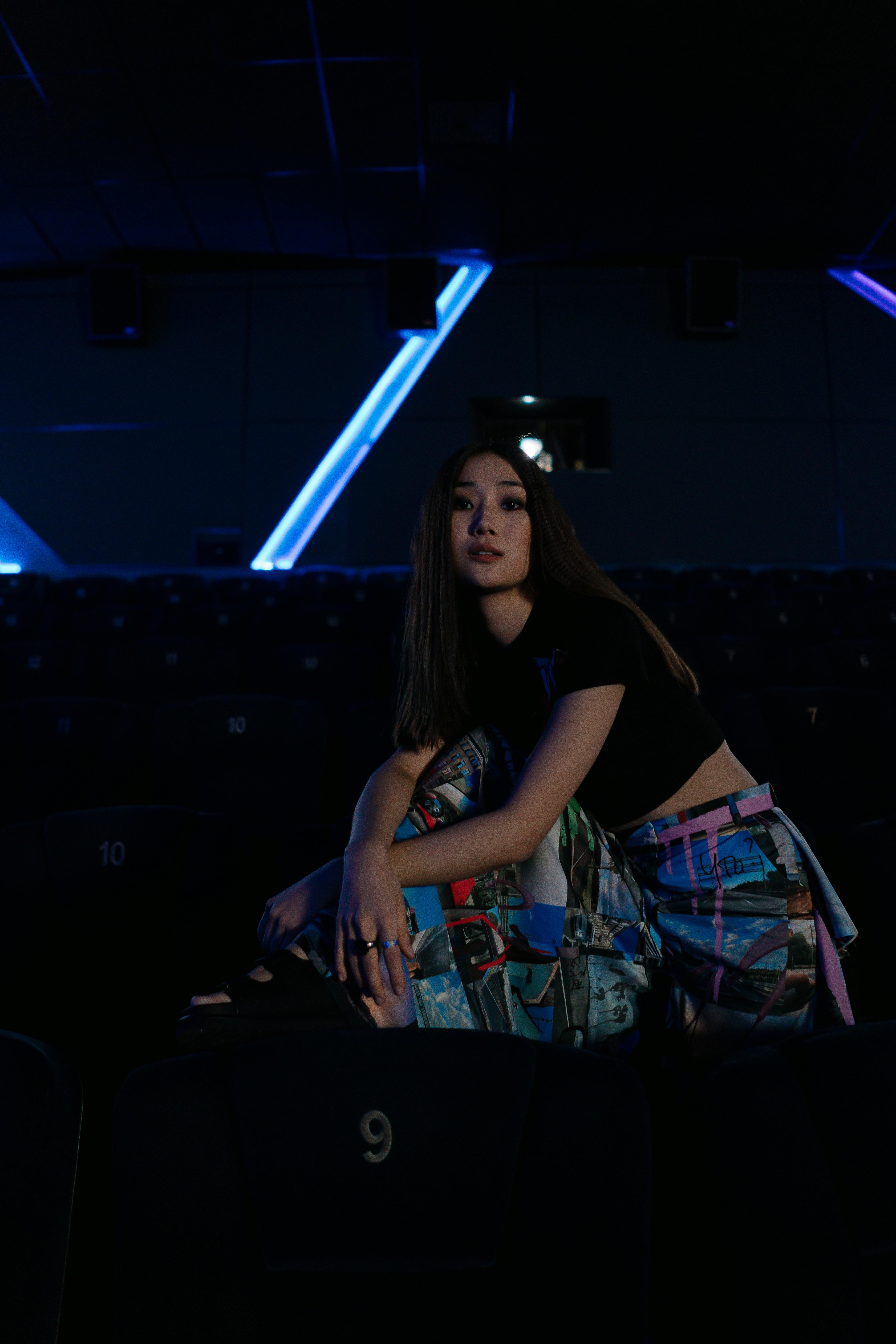 Movie Pose Photos, Download The BEST Free Movie Pose Stock Photos & HD ...