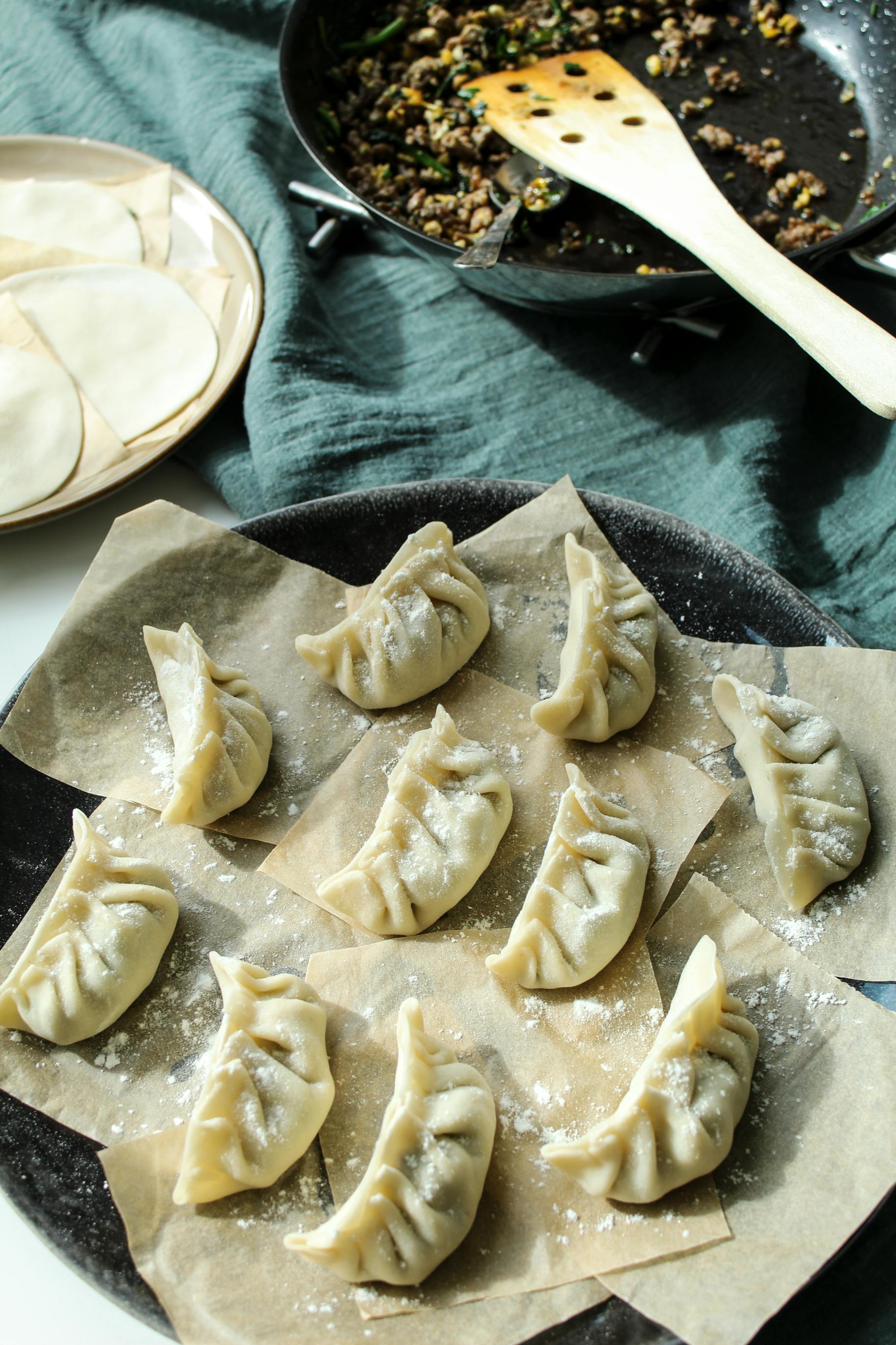 Close-Up Shot of Yummy Dumplings · Free Stock Photo