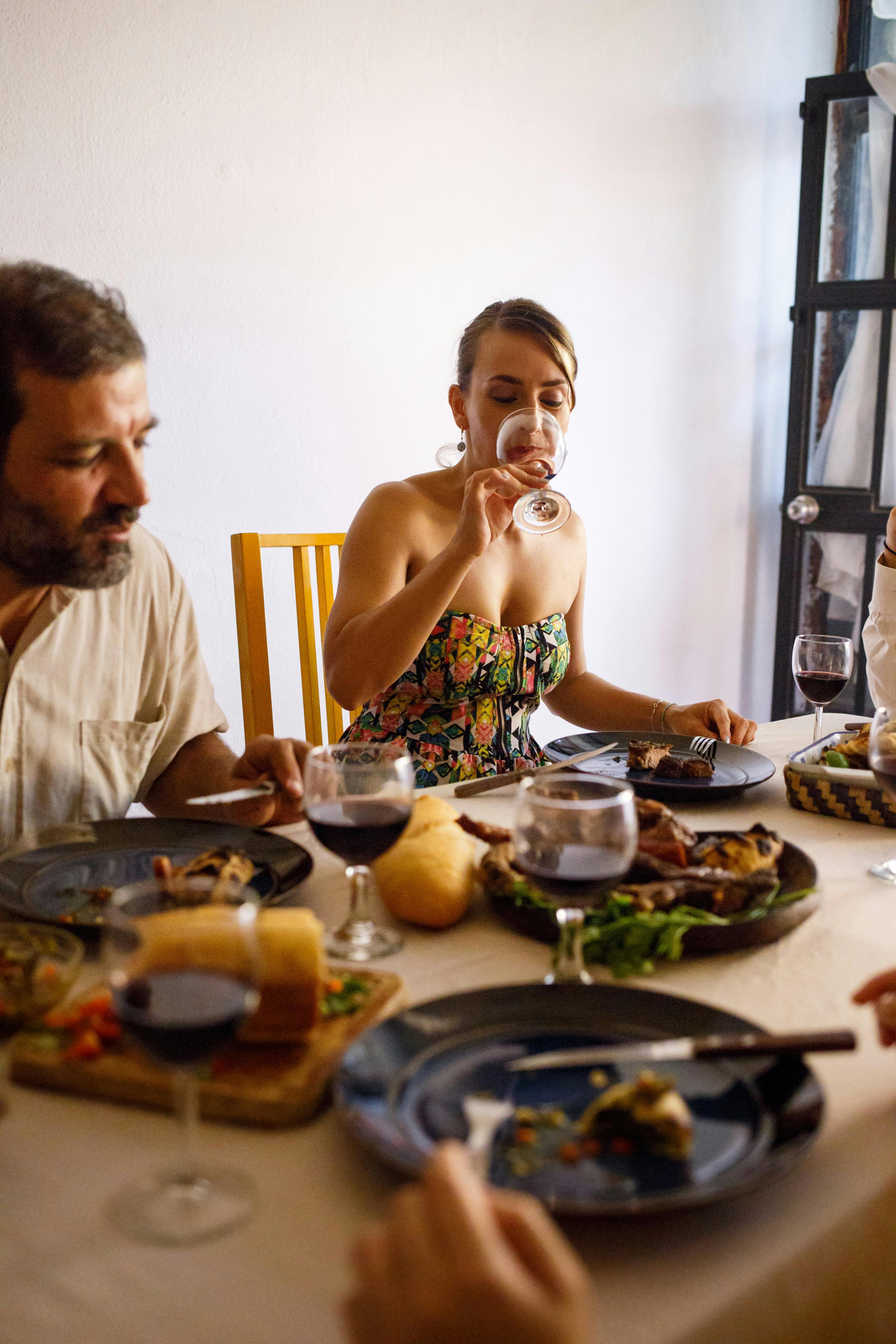 People Eating on the Table · Free Stock Photo