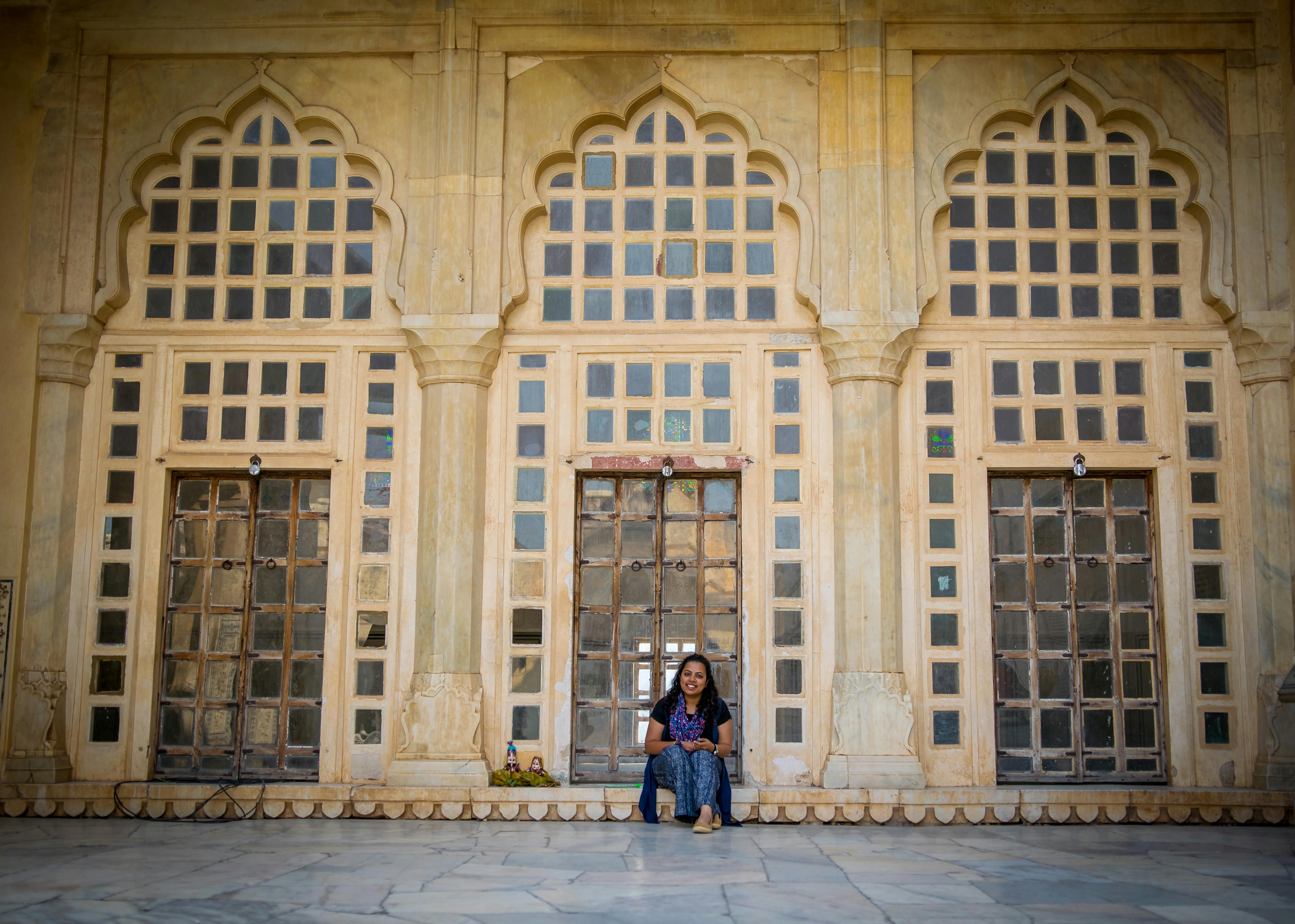 Woman Seated Front View Photos, Download The BEST Free Woman Seated ...