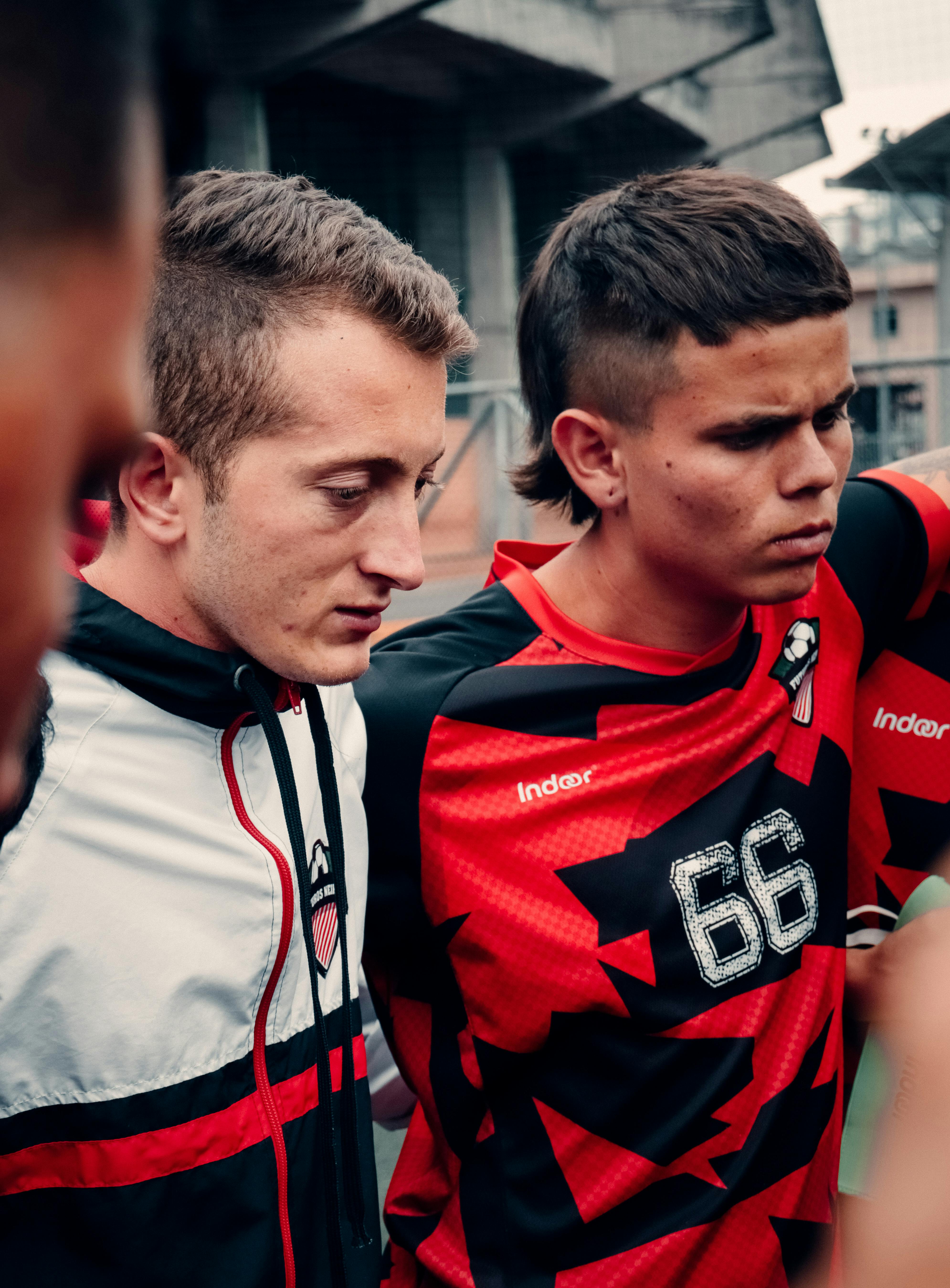 Sports Huddle Photos, Download The BEST Free Sports Huddle Stock Photos ...