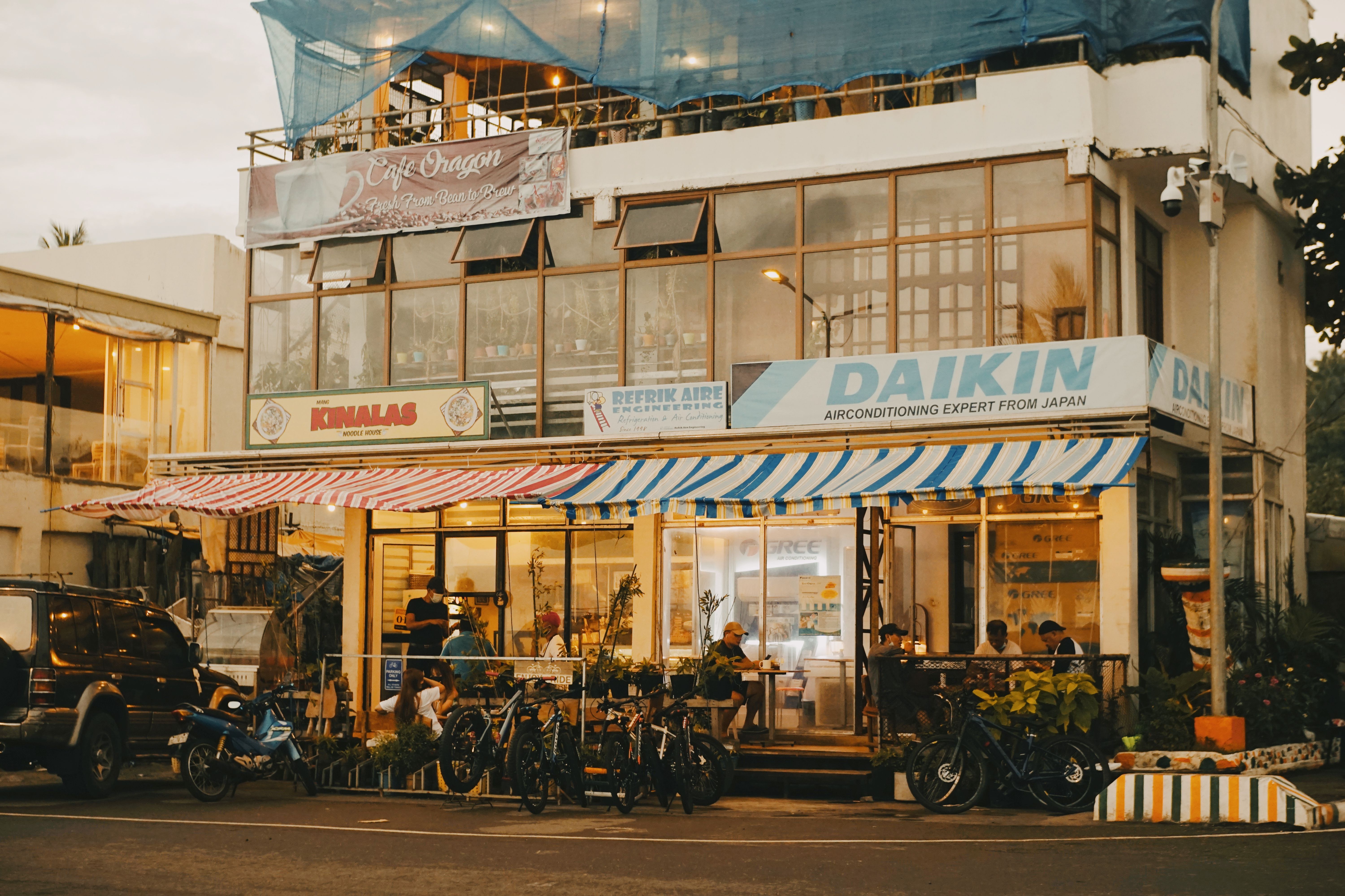 Exterior of a Building with Restaurants and Shops · Free Stock Photo