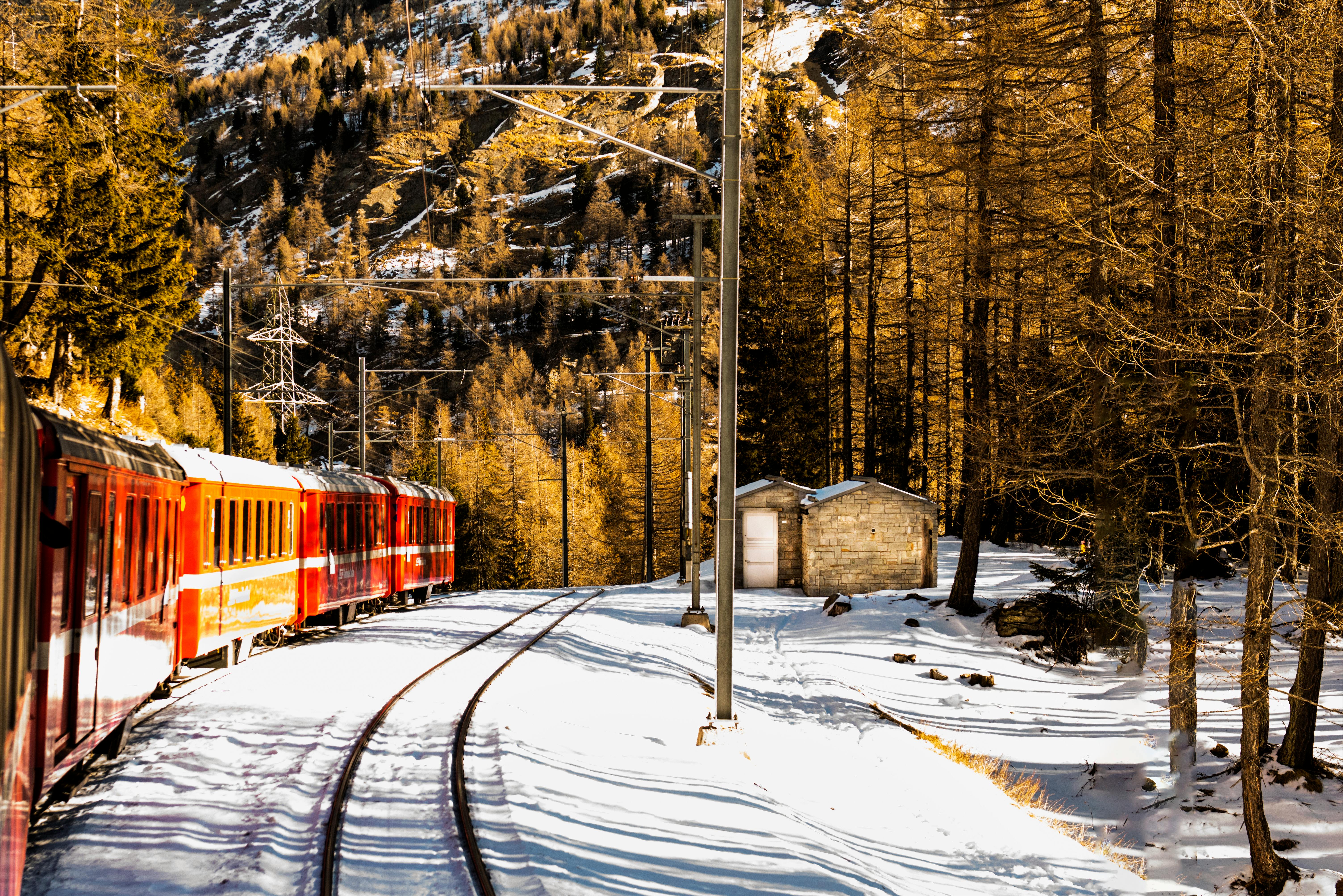 Snow Train Photos, Download The BEST Free Snow Train Stock Photos & HD ...