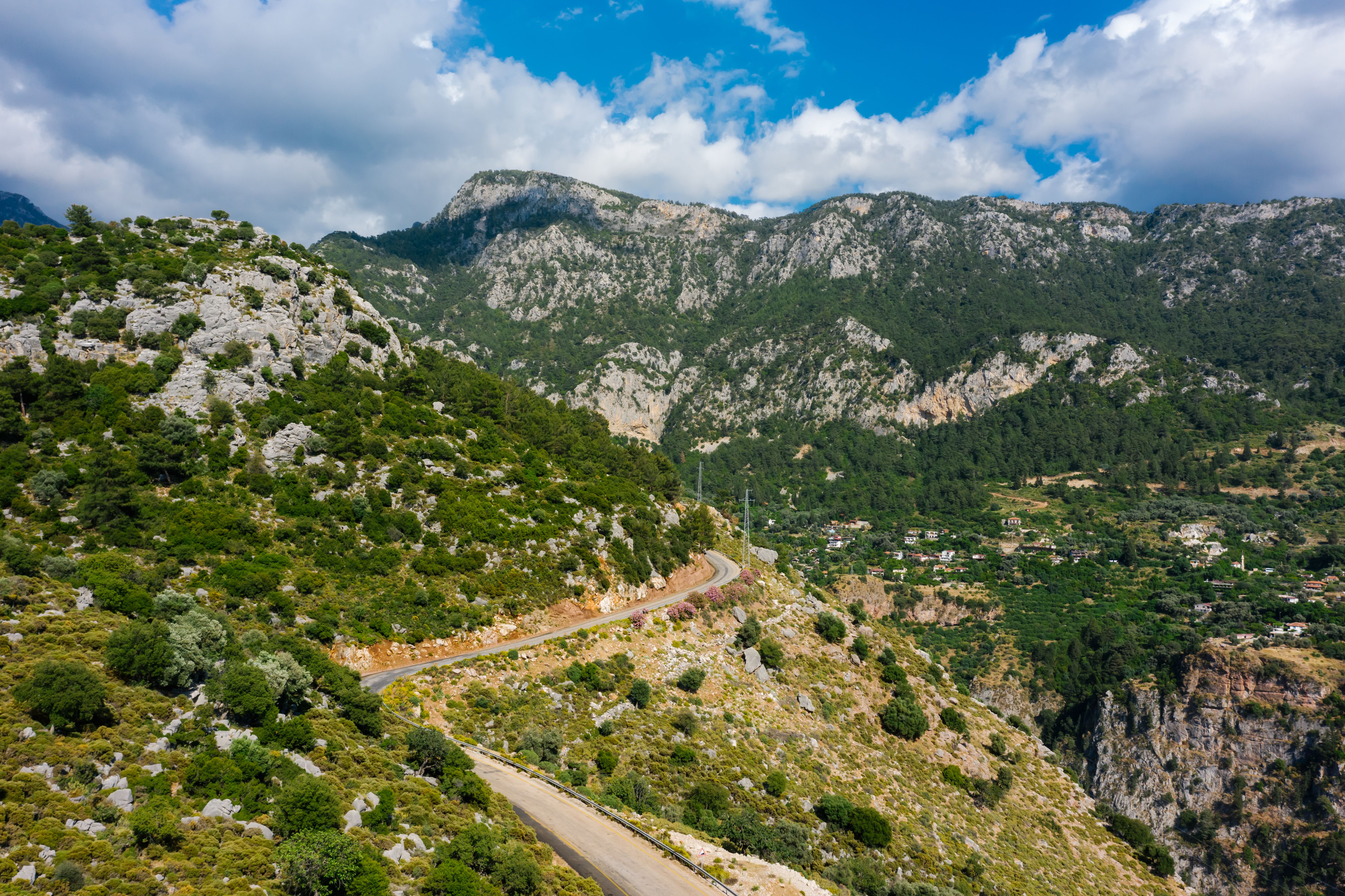 Curved Road on Mountainside · Free Stock Photo
