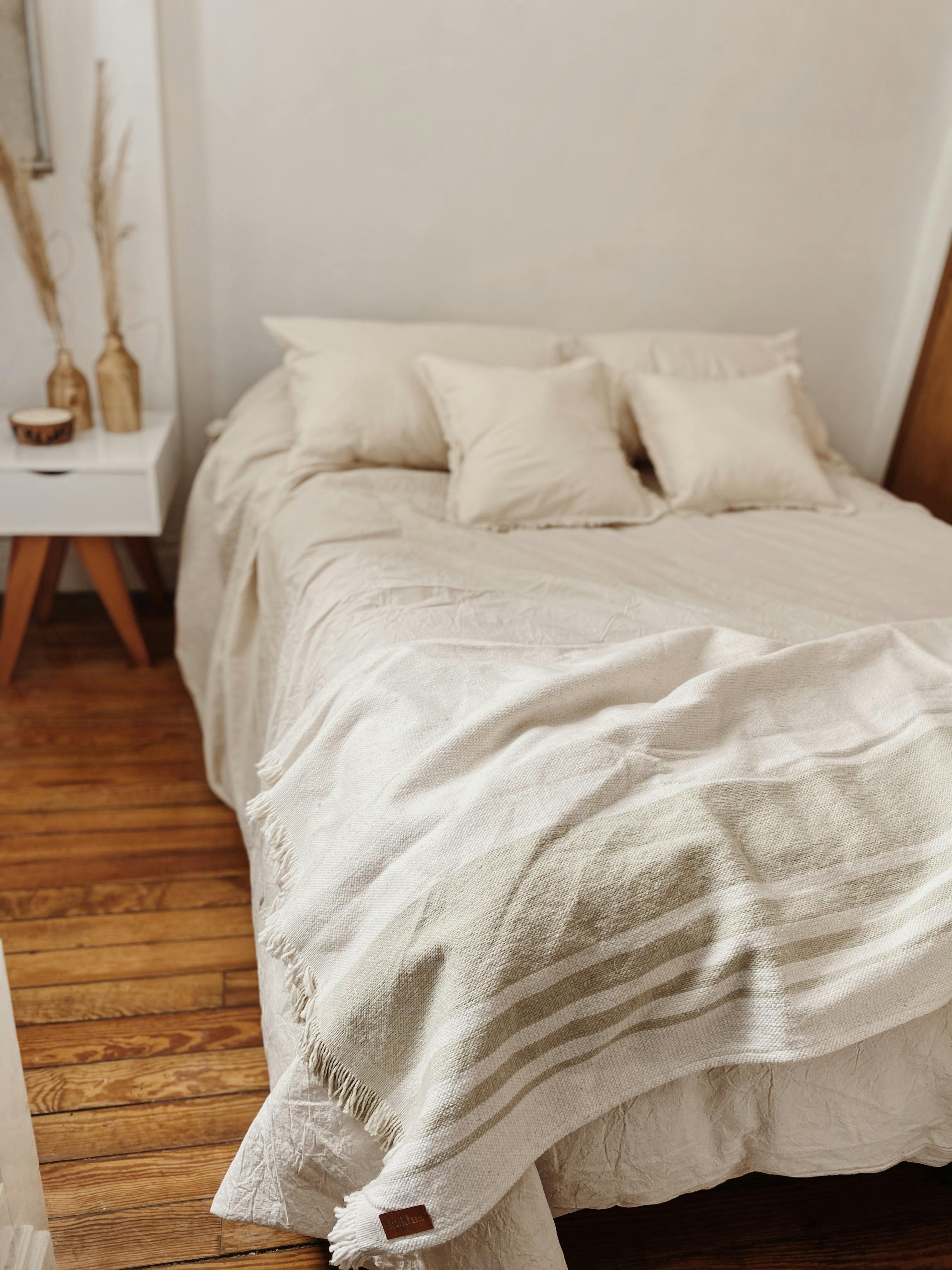 A White Linen on the Bed · Free Stock Photo