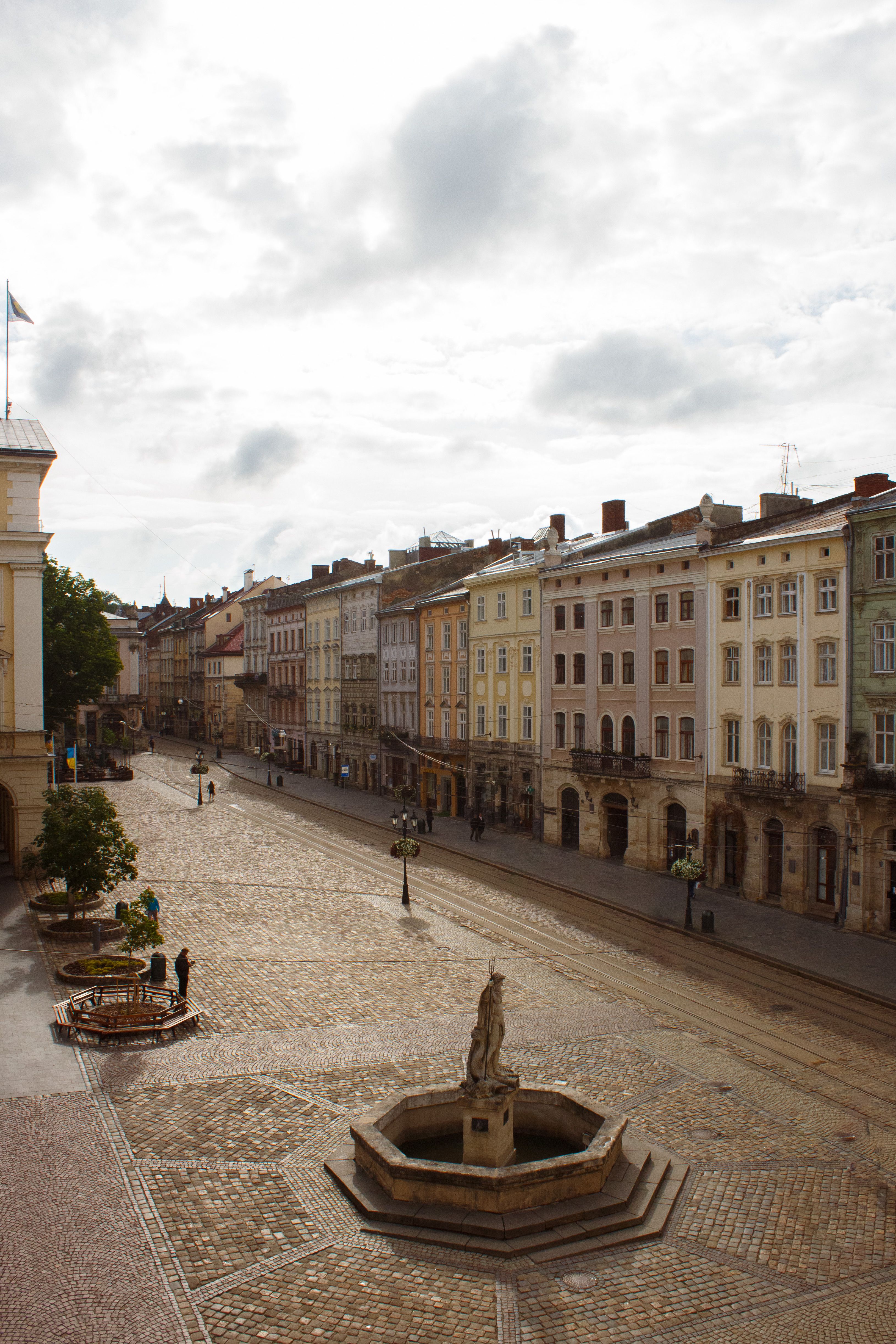 Old Square in Ancient City · Free Stock Photo