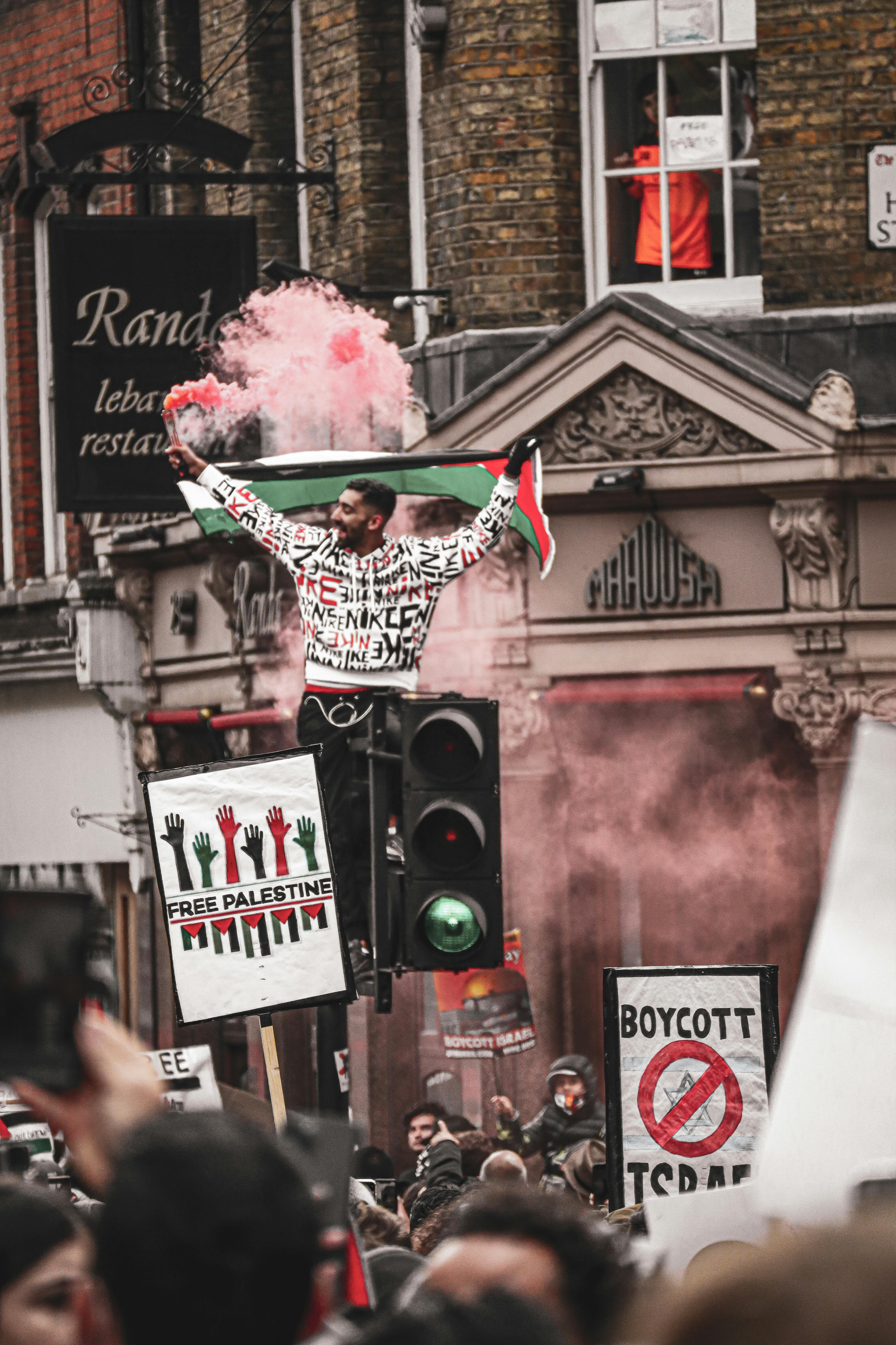 People Protesting on the Streets · Free Stock Photo
