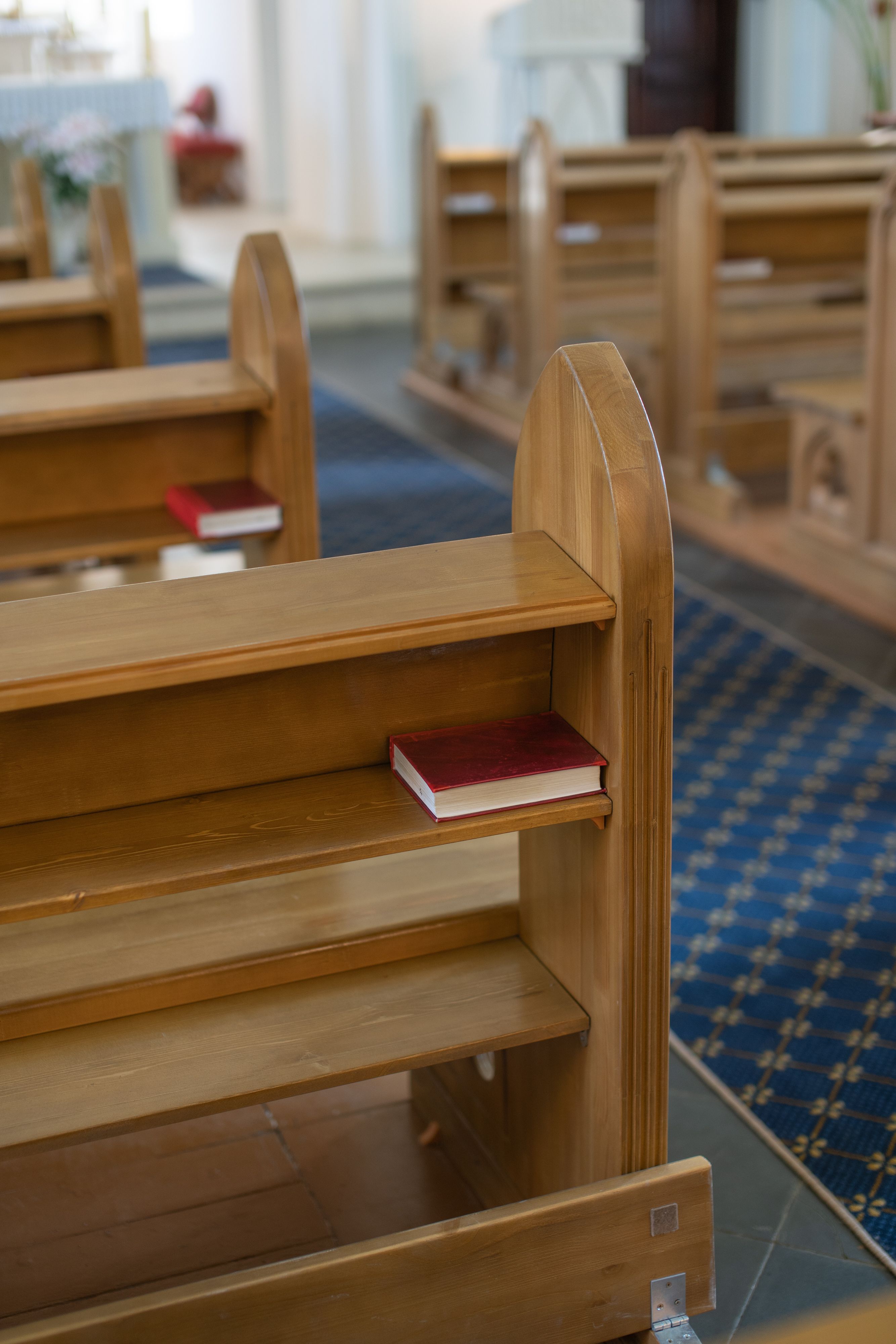 Church Aisle Photos, Download The BEST Free Church Aisle Stock Photos ...