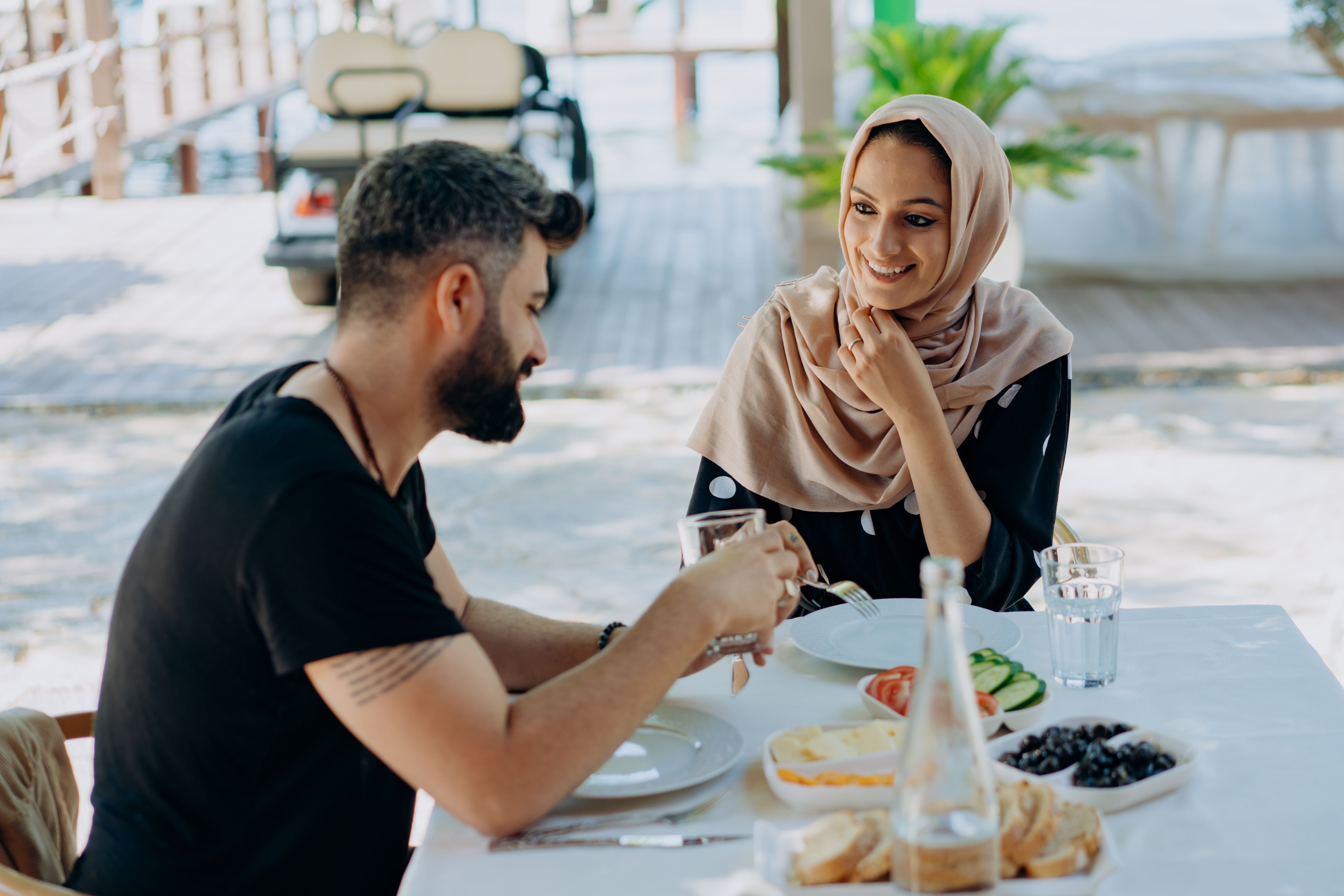 A Romantic Couple Having a Lunch · Free Stock Photo