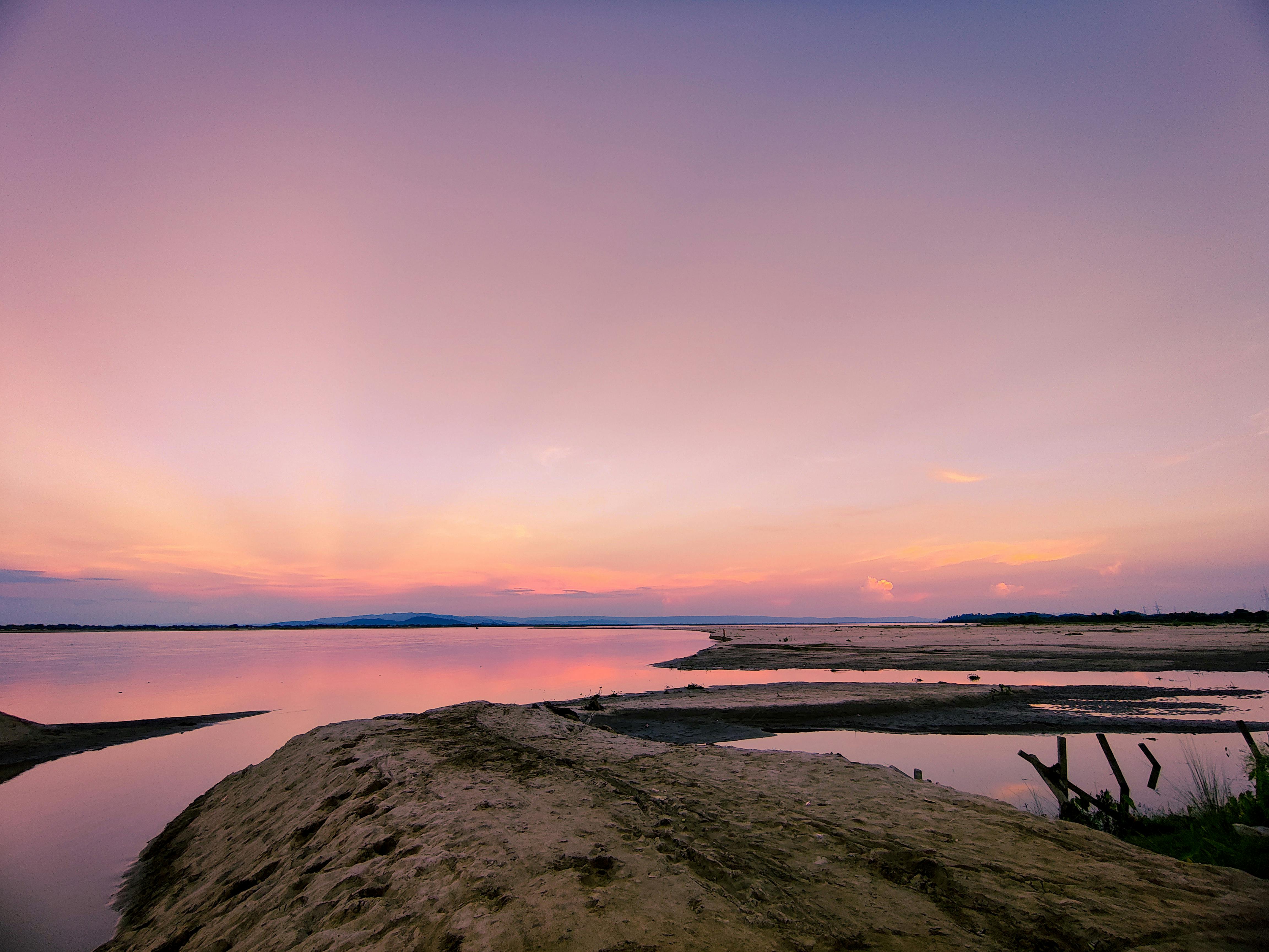 Photo of Lake during Dawn · Free Stock Photo