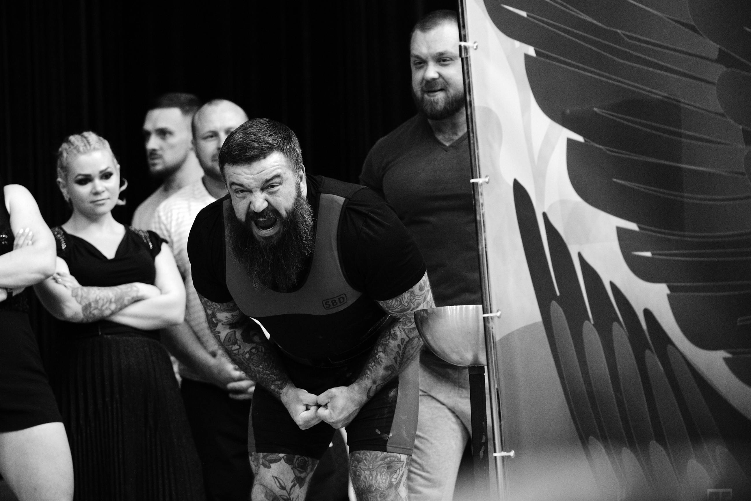 A Man Screaming on Top of His Lungs · Free Stock Photo