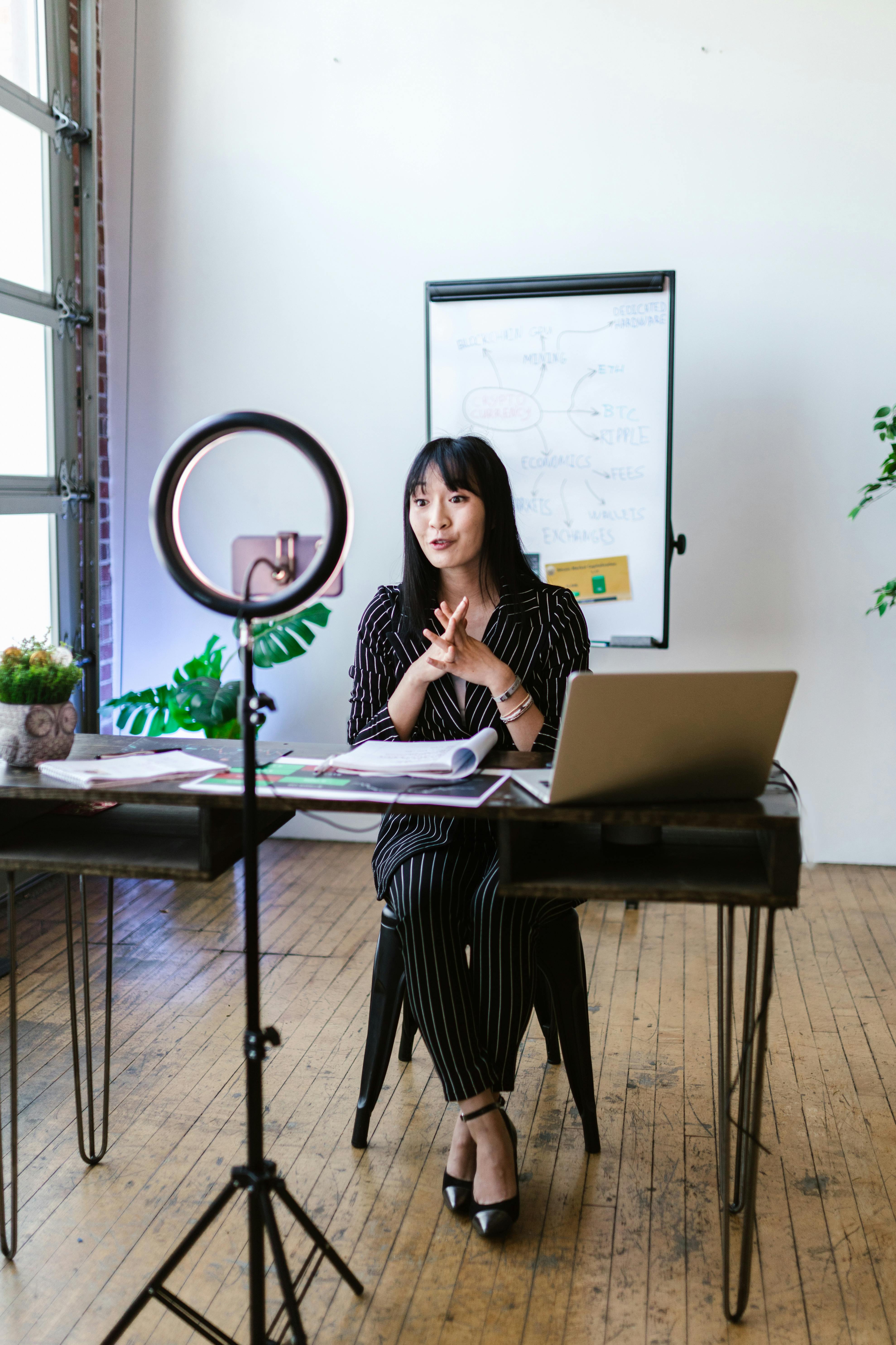 Trader Photos, Download The BEST Free Trader Stock Photos & HD Images