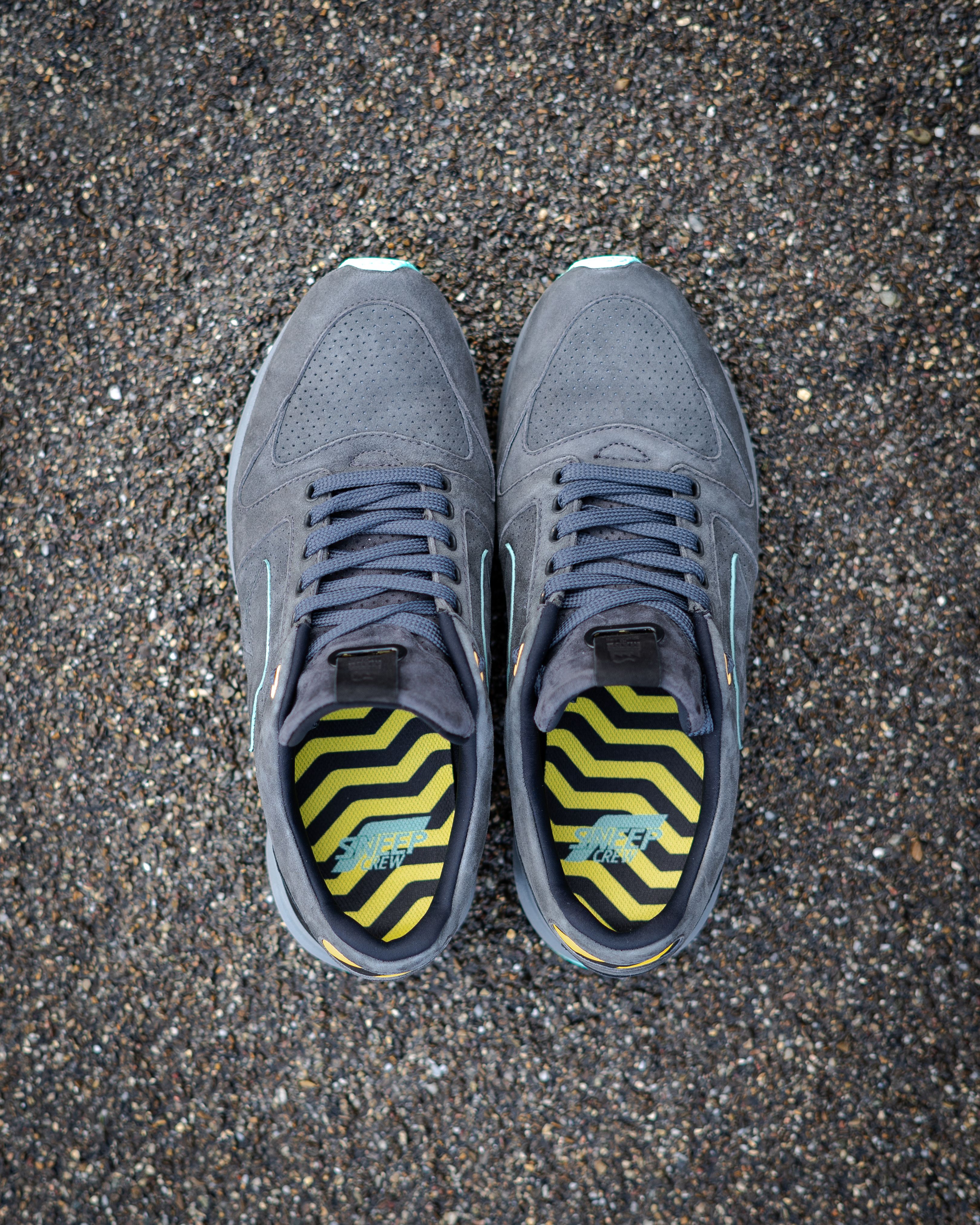 Running Shoes on the Ground · Free Stock Photo