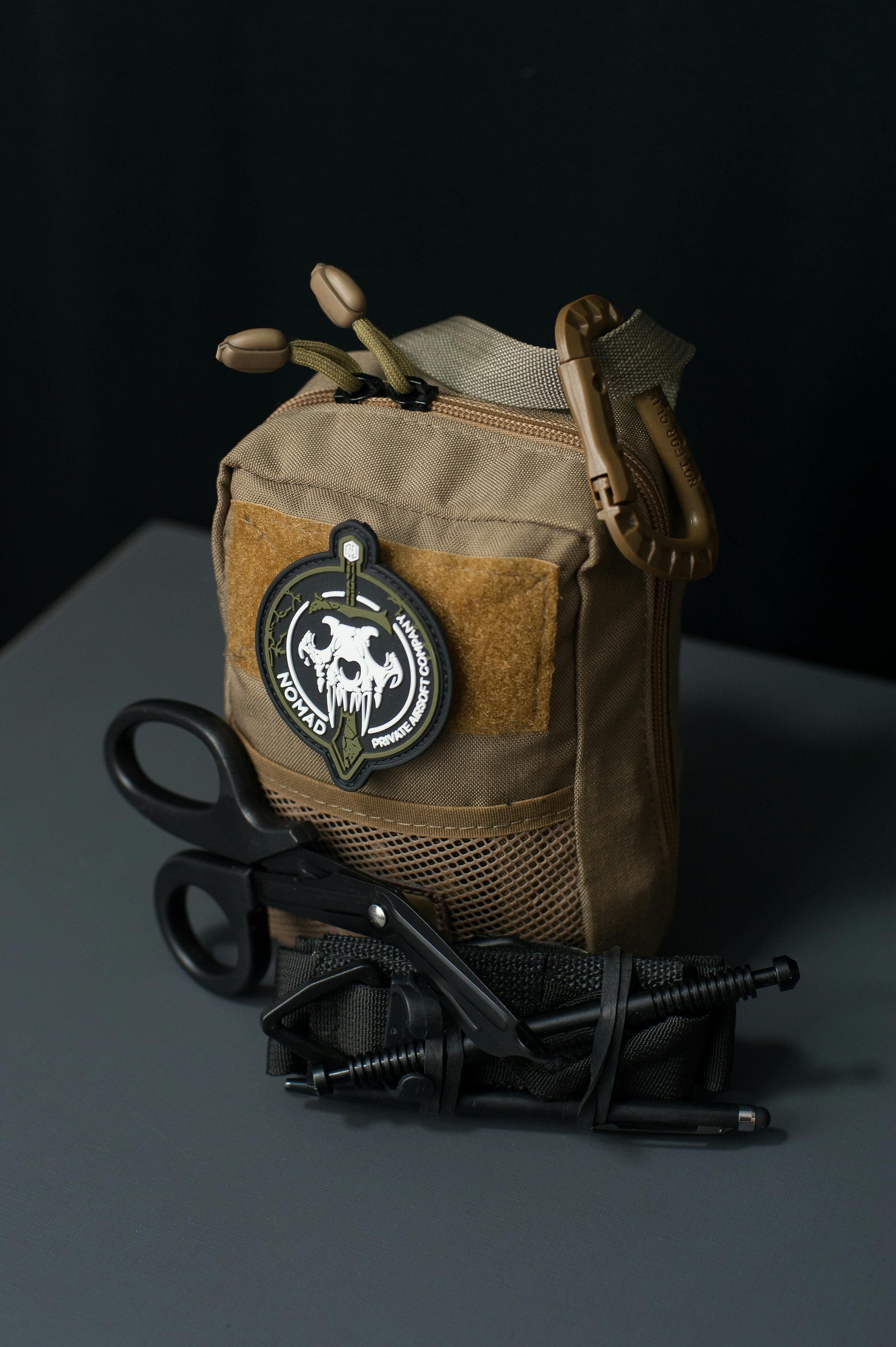 Close-Up Shot of Barbershop Tools · Free Stock Photo