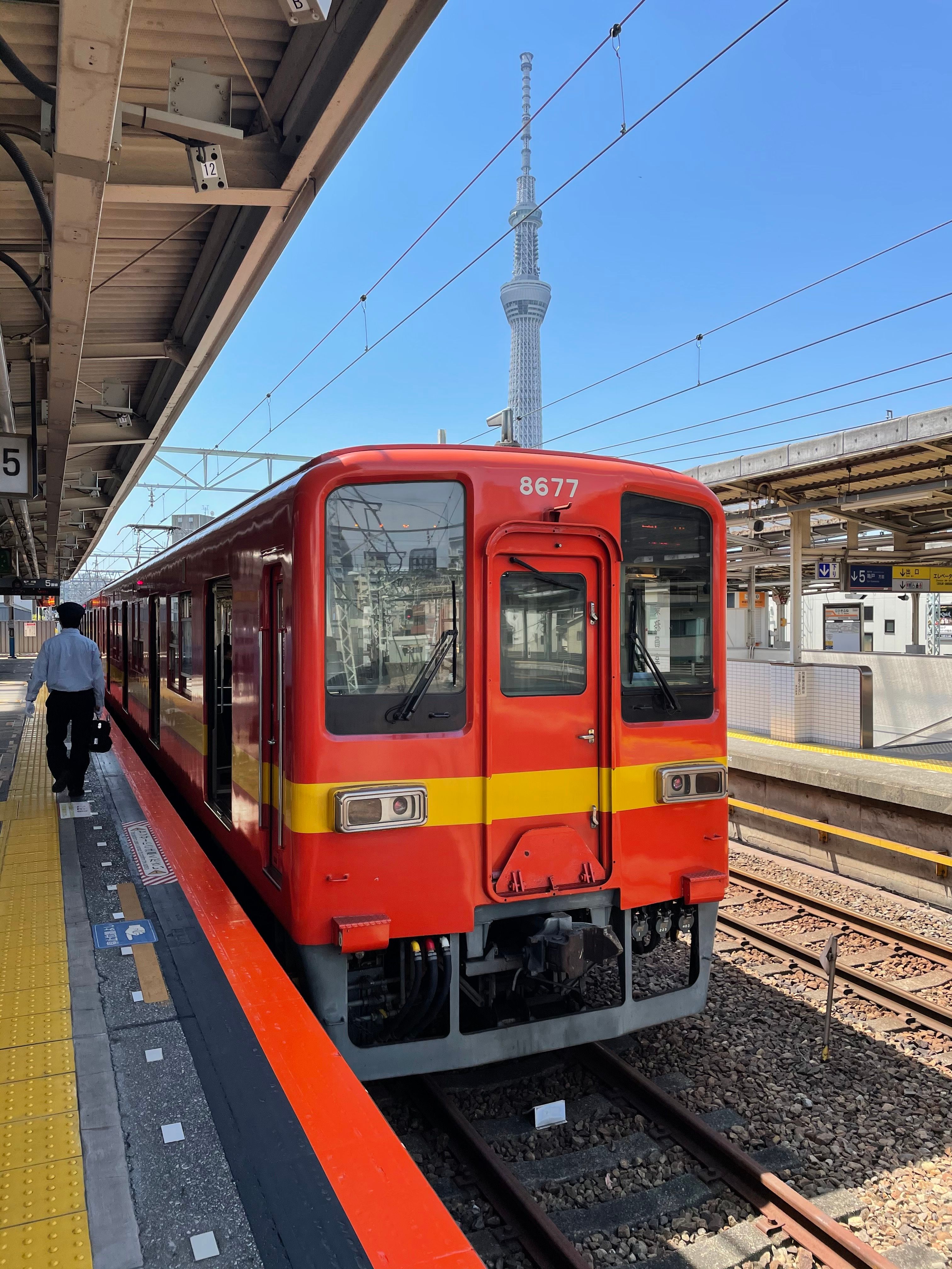 Orange Train at the Station · Free Stock Photo