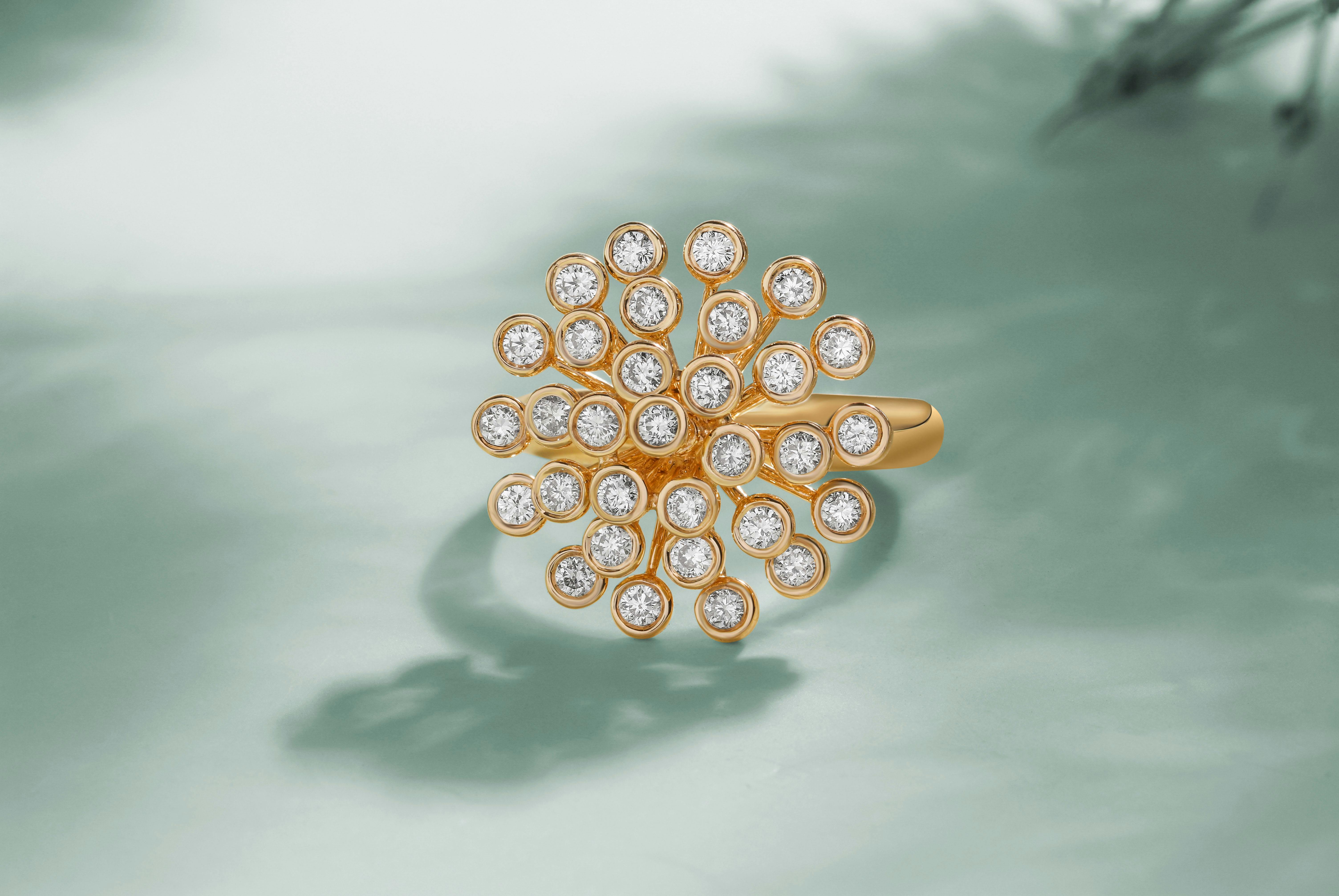 Close-Up Photo of Ring With Diamonds · Free Stock Photo