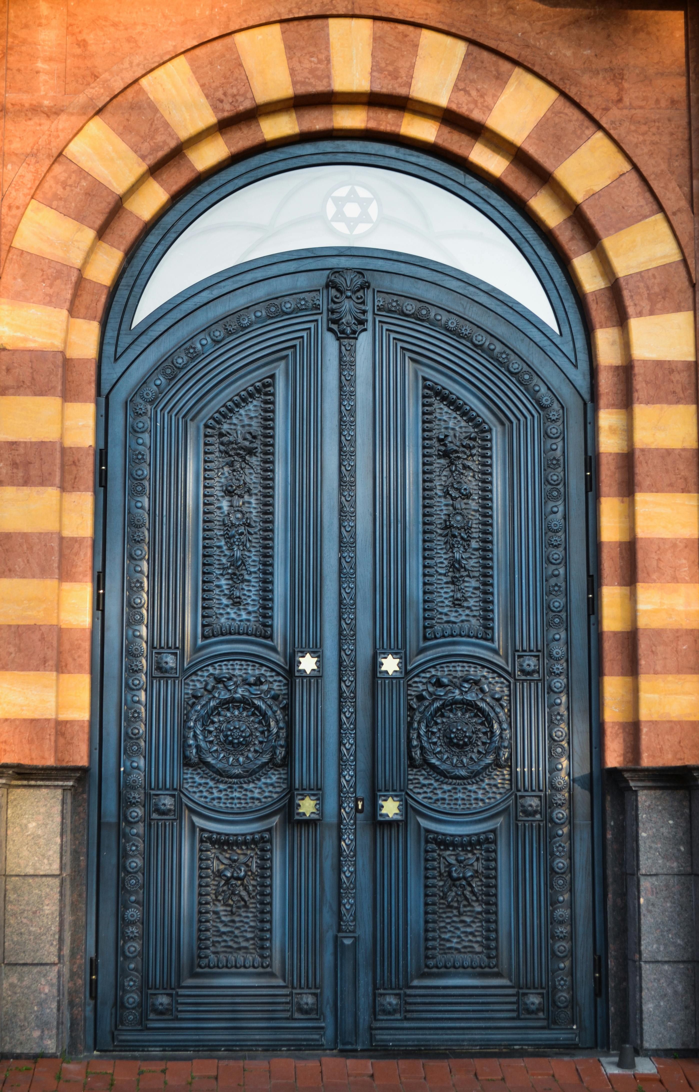 30+ Best Portal Photos · 100% Free Download · Pexels Stock Photos