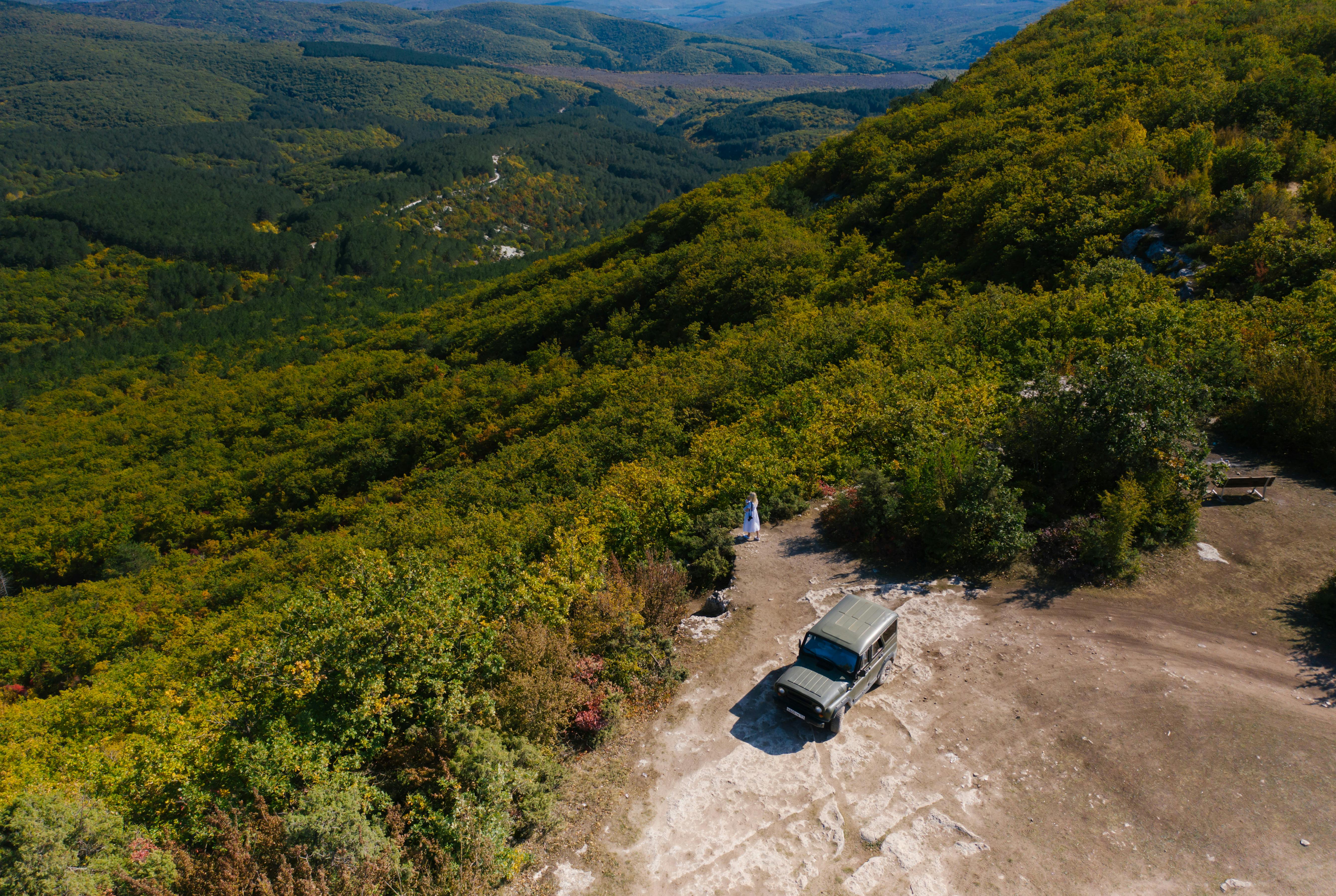 Scenic Overlook in the Mountains · Free Stock Photo