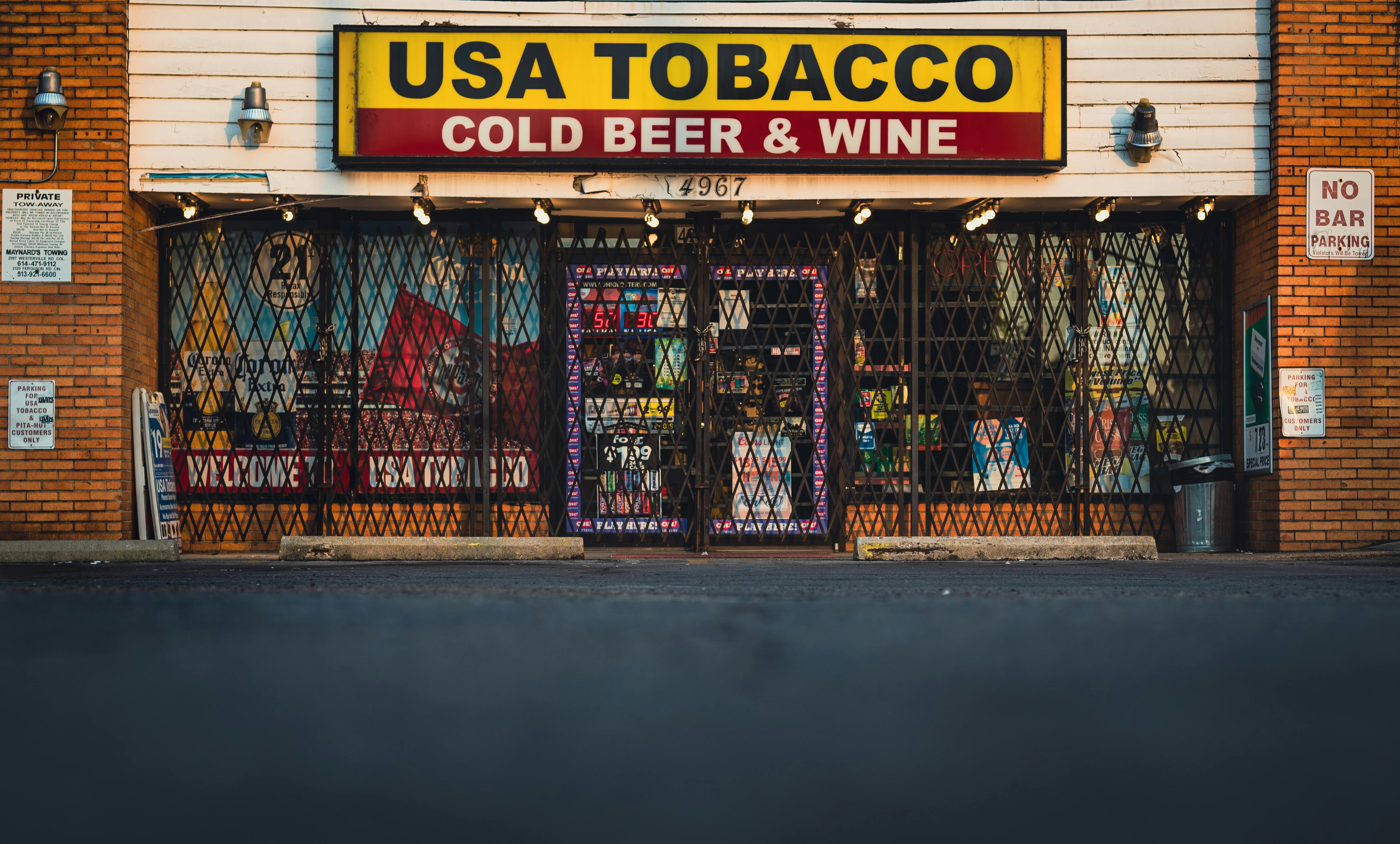 Front of a Closed Store · Free Stock Photo