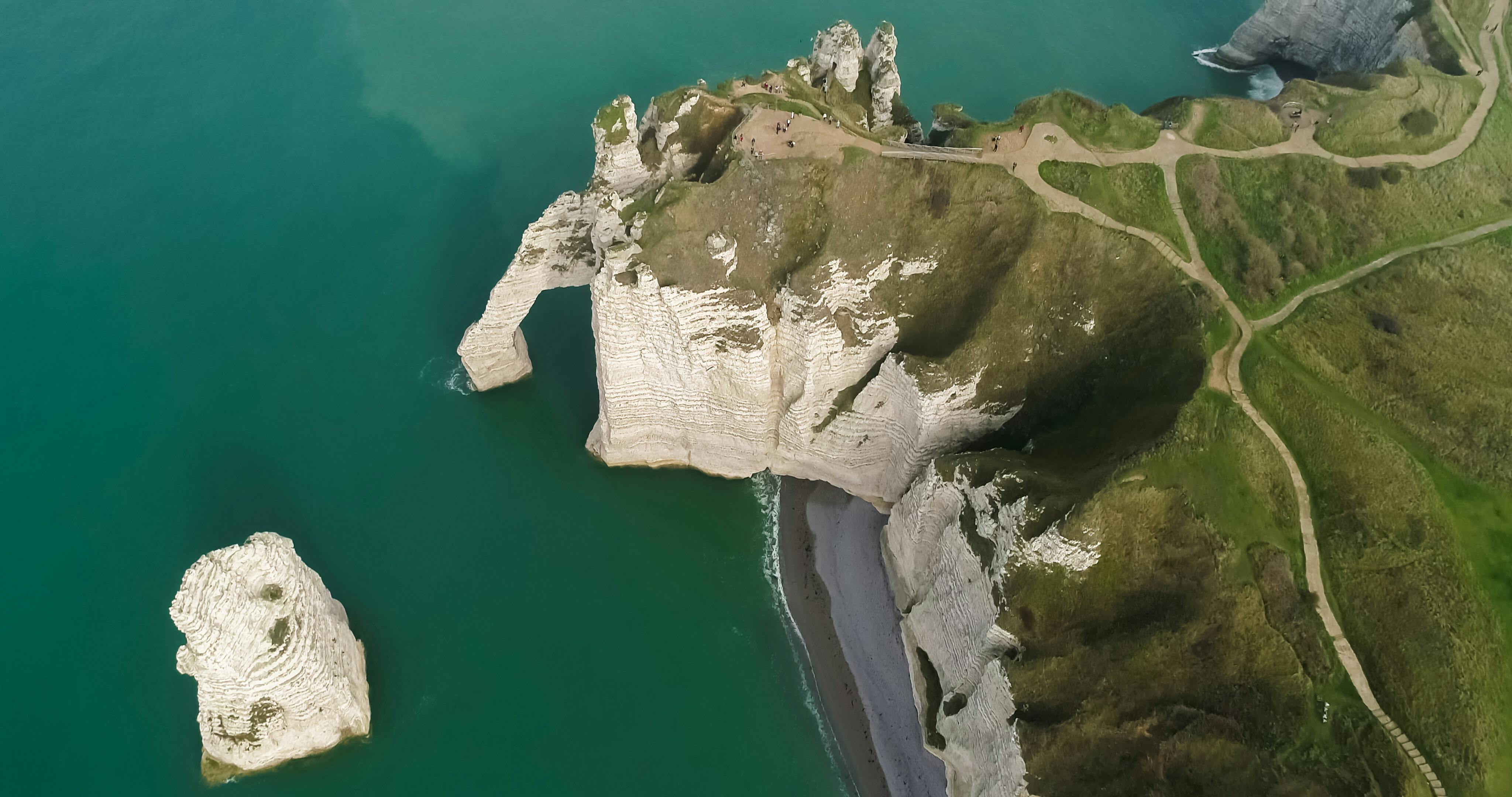 Aerial View of Cliff Near the Sea · Free Stock Photo