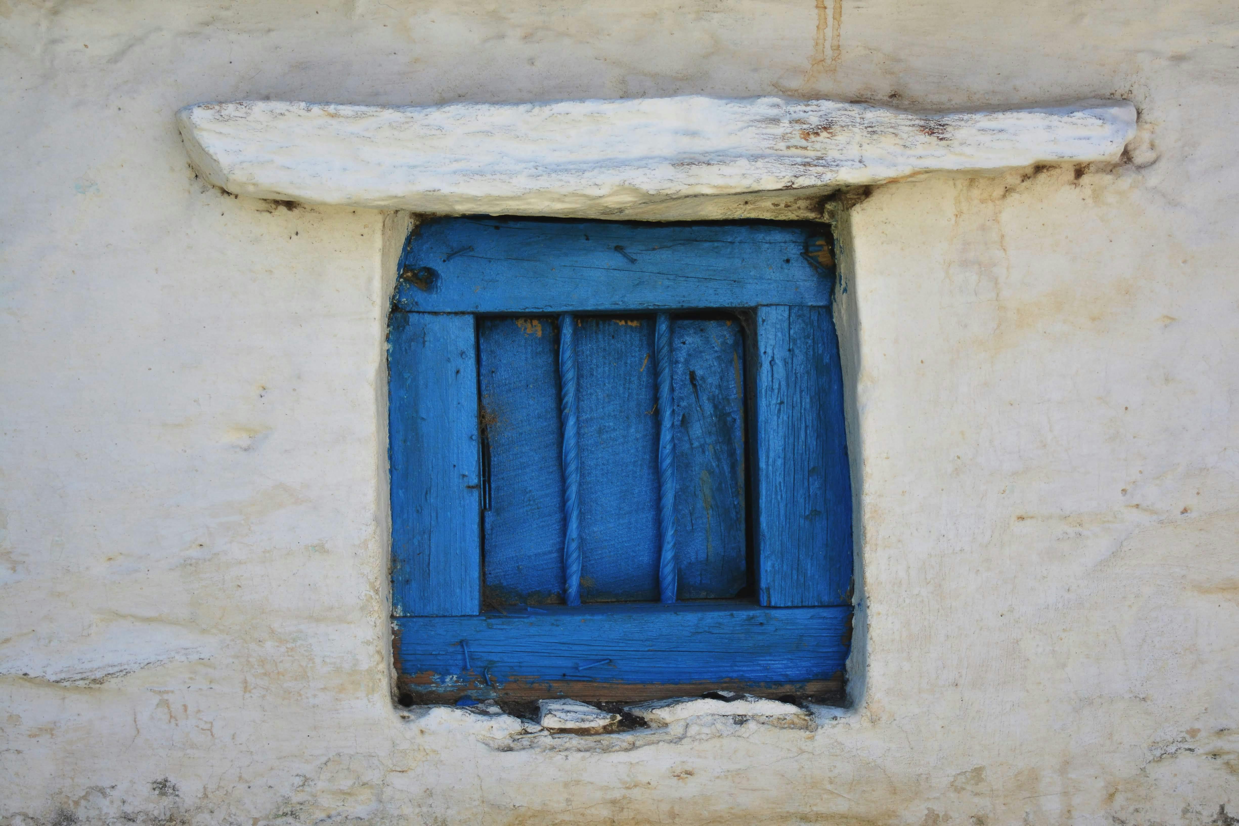 Close-Up Shot of a Blue Wooden Window · Free Stock Photo
