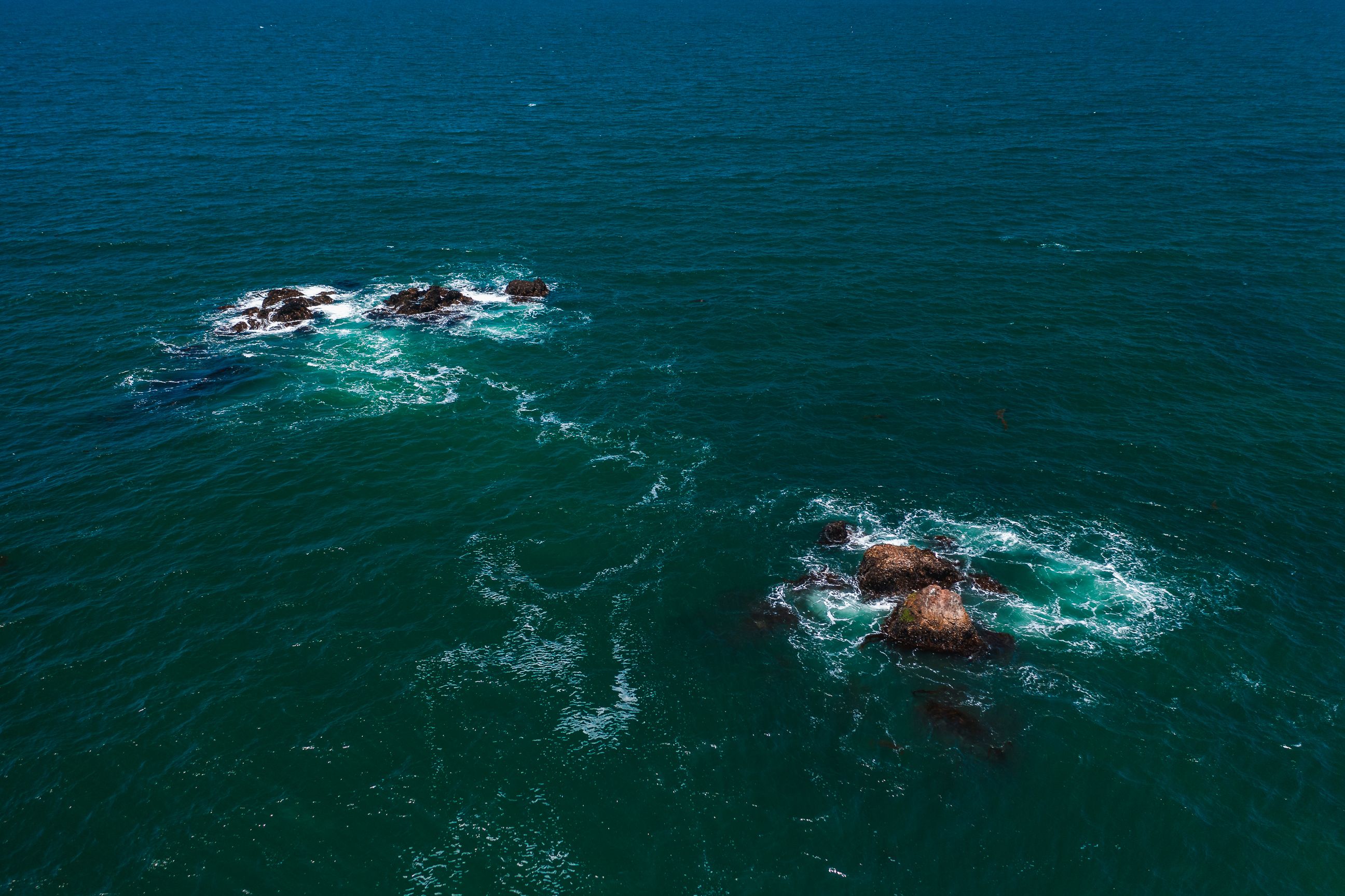 Rocks in the Ocean · Free Stock Photo