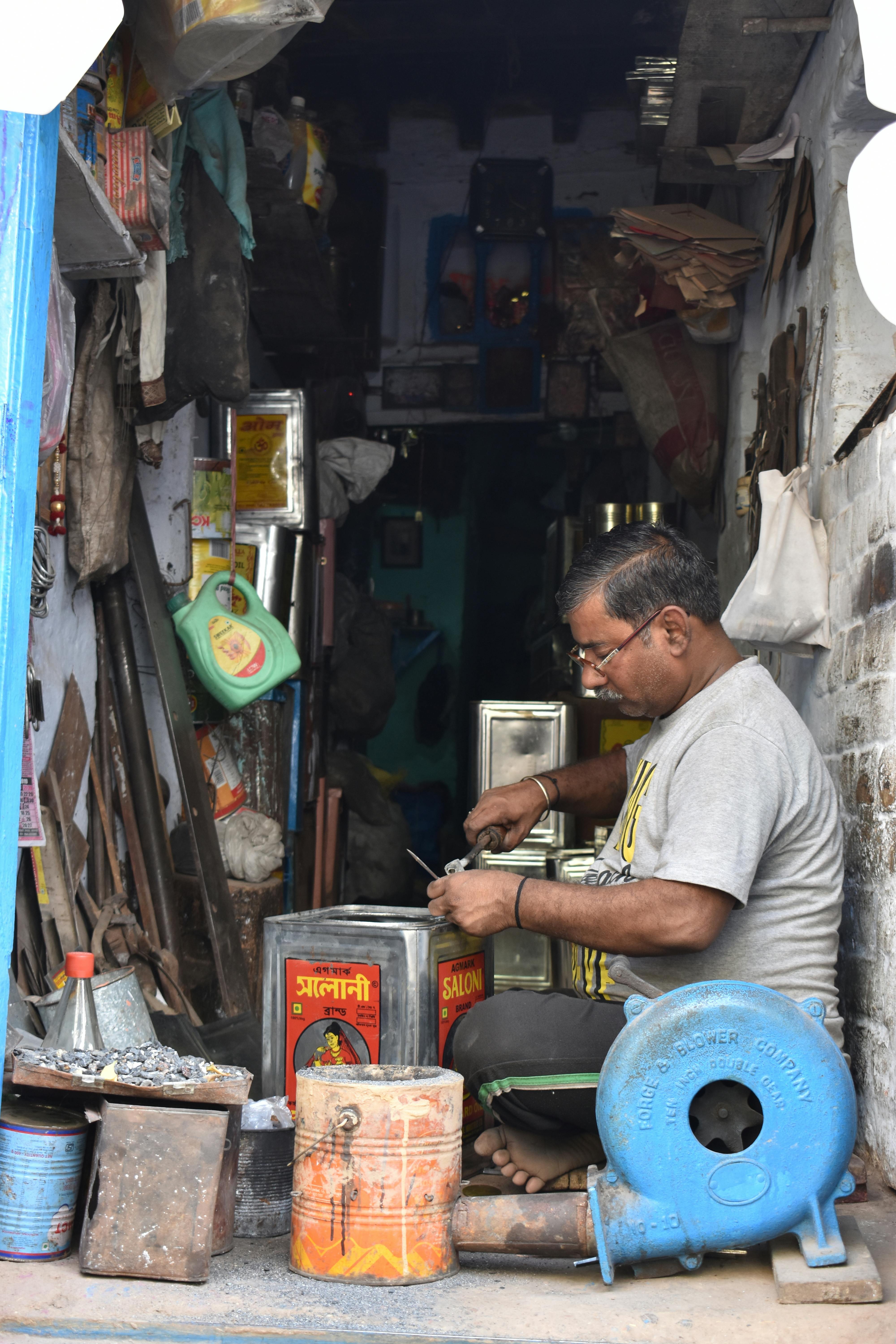 Best Shopkeeper Photos · 100% Free Download · Pexels Stock Photos