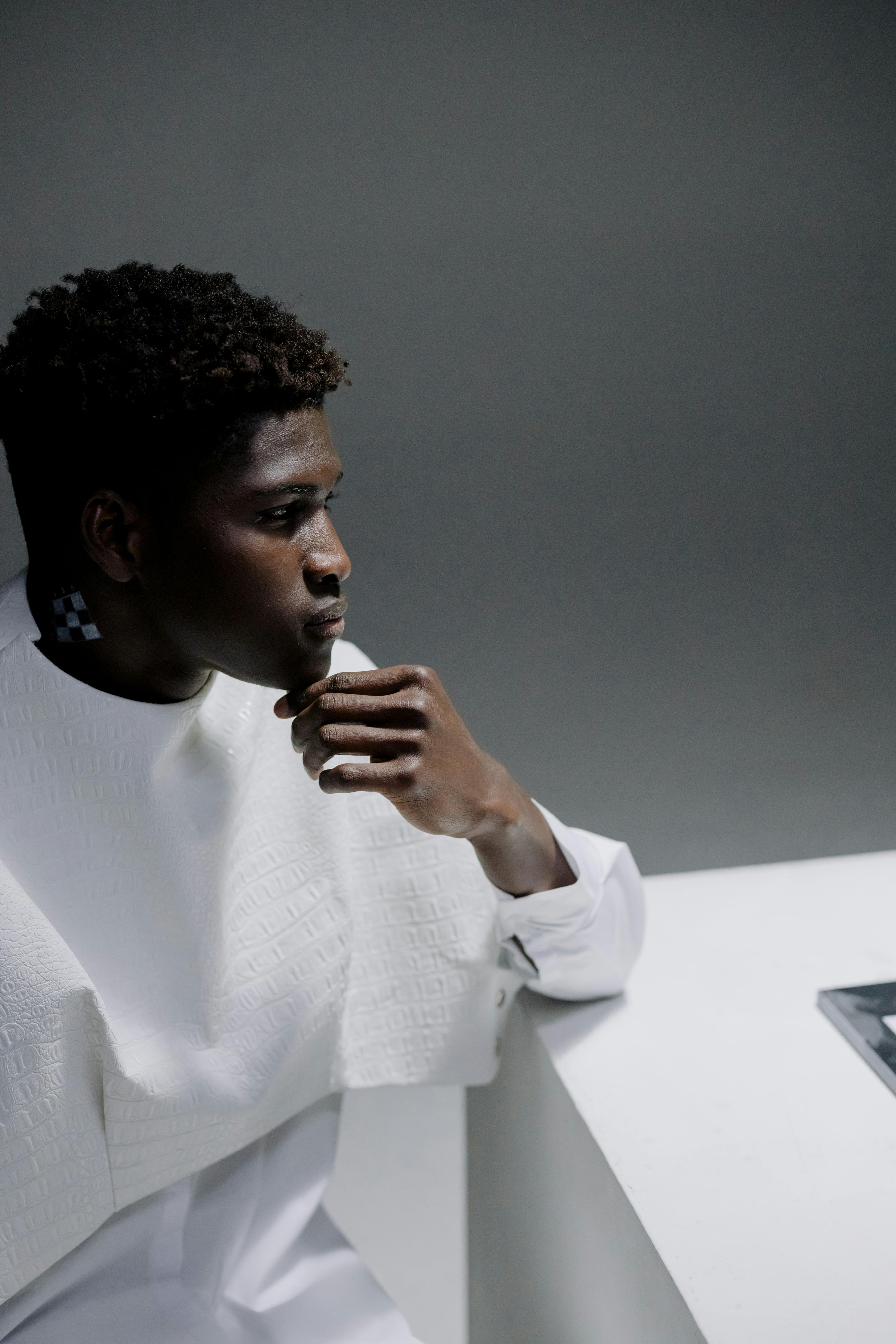 80,000+ Best Side Face Photos · 100% Free Download · Pexels Stock Photos