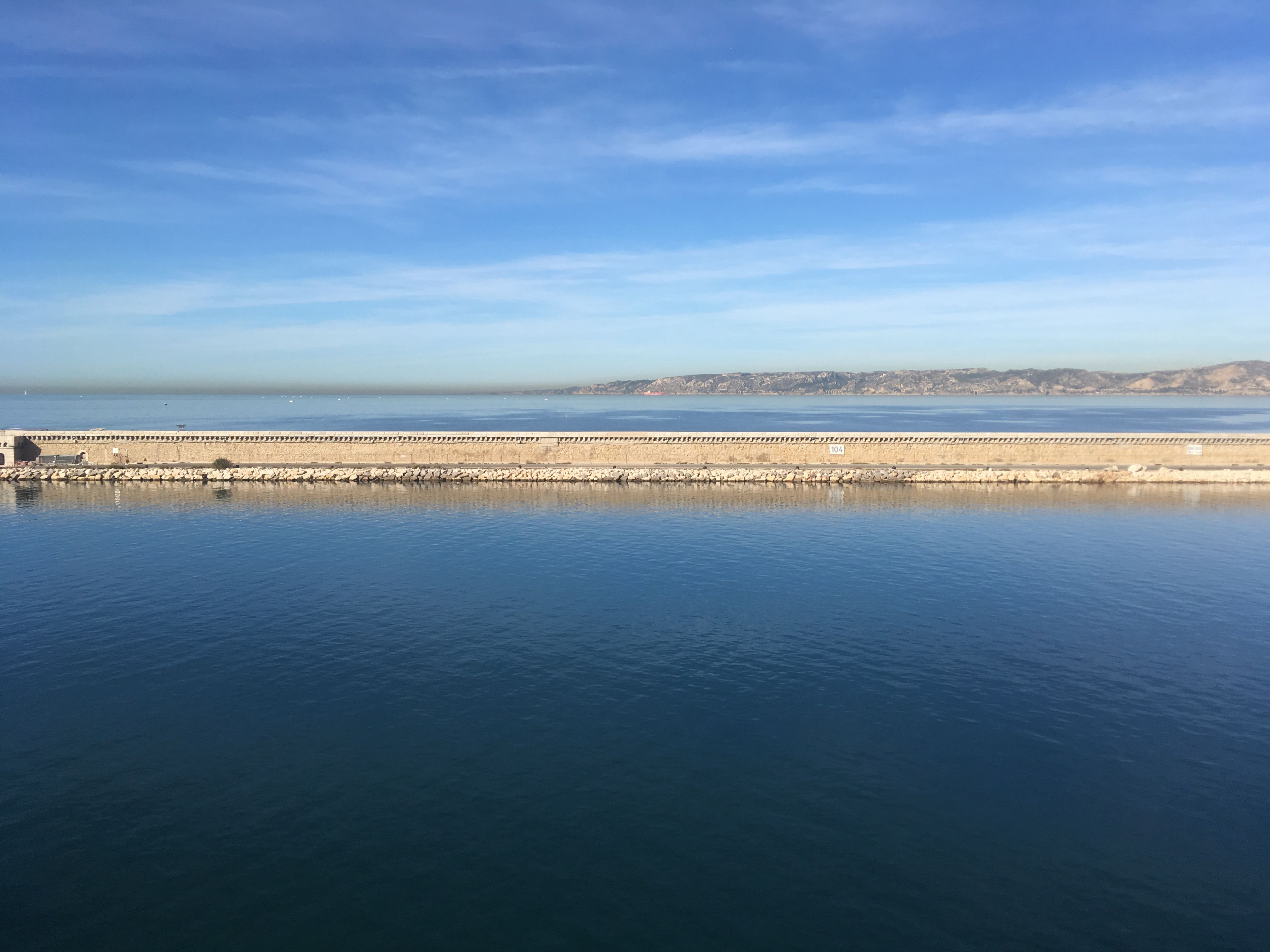 free-stock-photo-of-blue-sky-by-the-sea-clear-sky