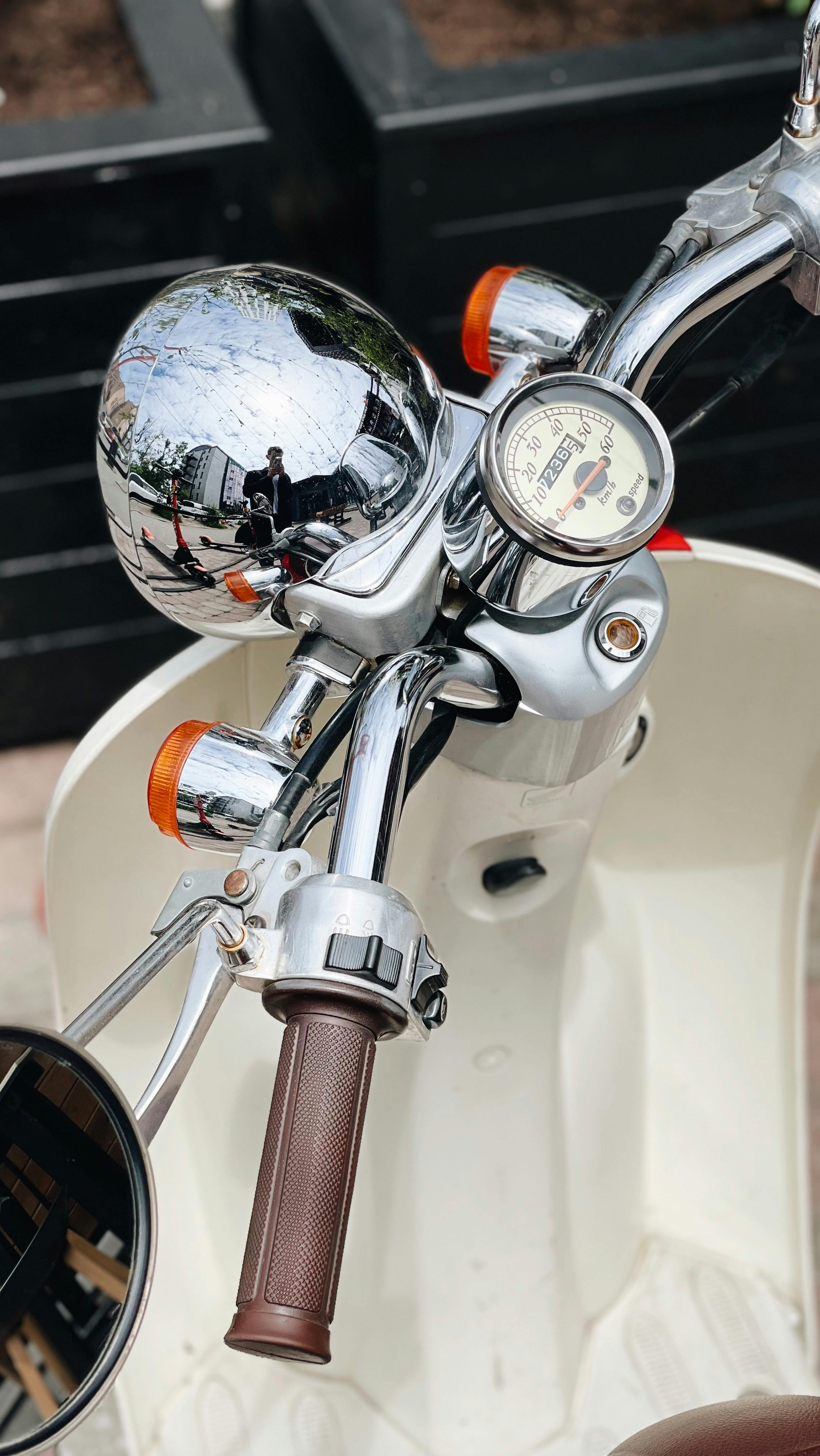 Close-up Photography of Motorcycle · Free Stock Photo