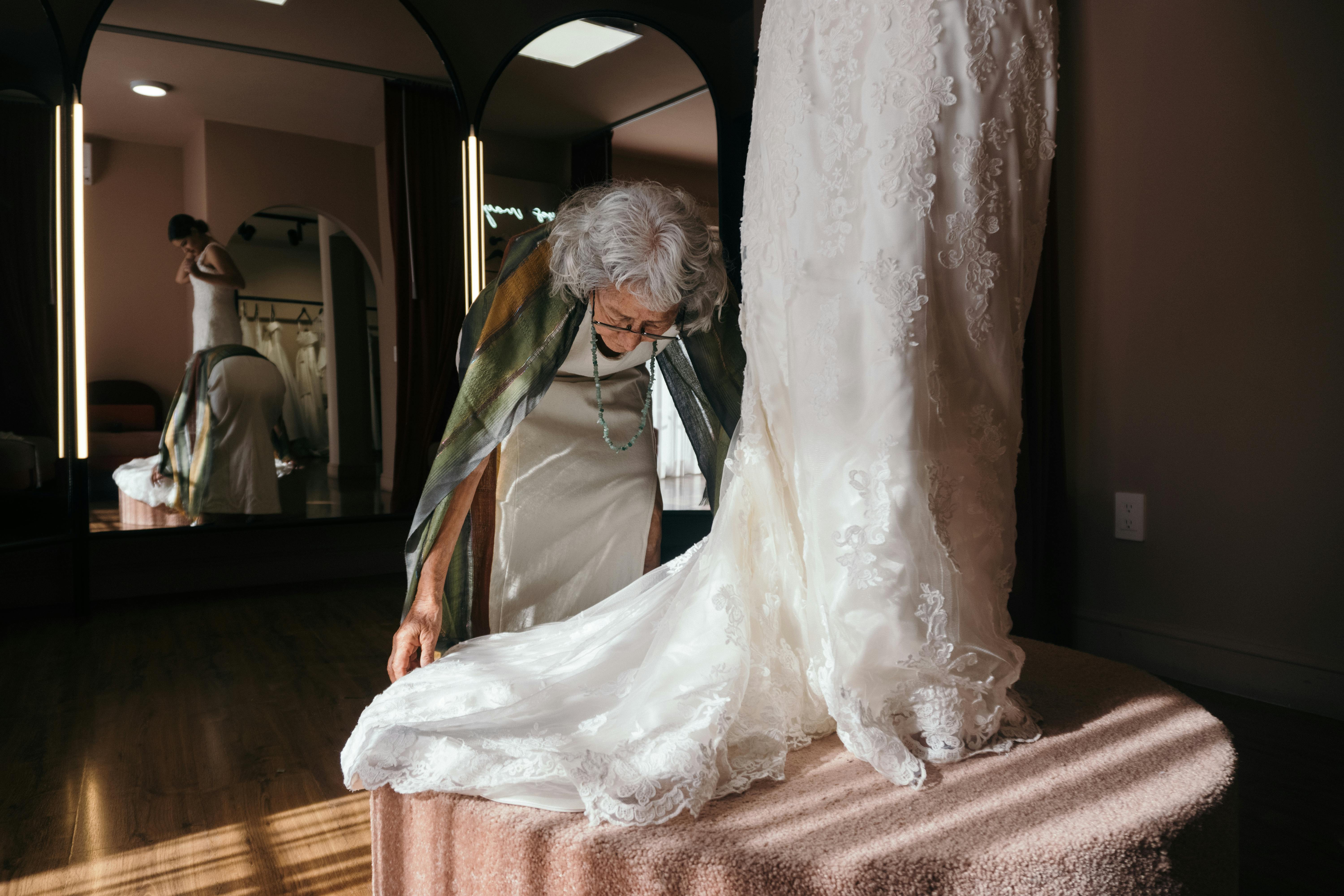 Wedding Platform Photos, Download The BEST Free Wedding Platform Stock ...