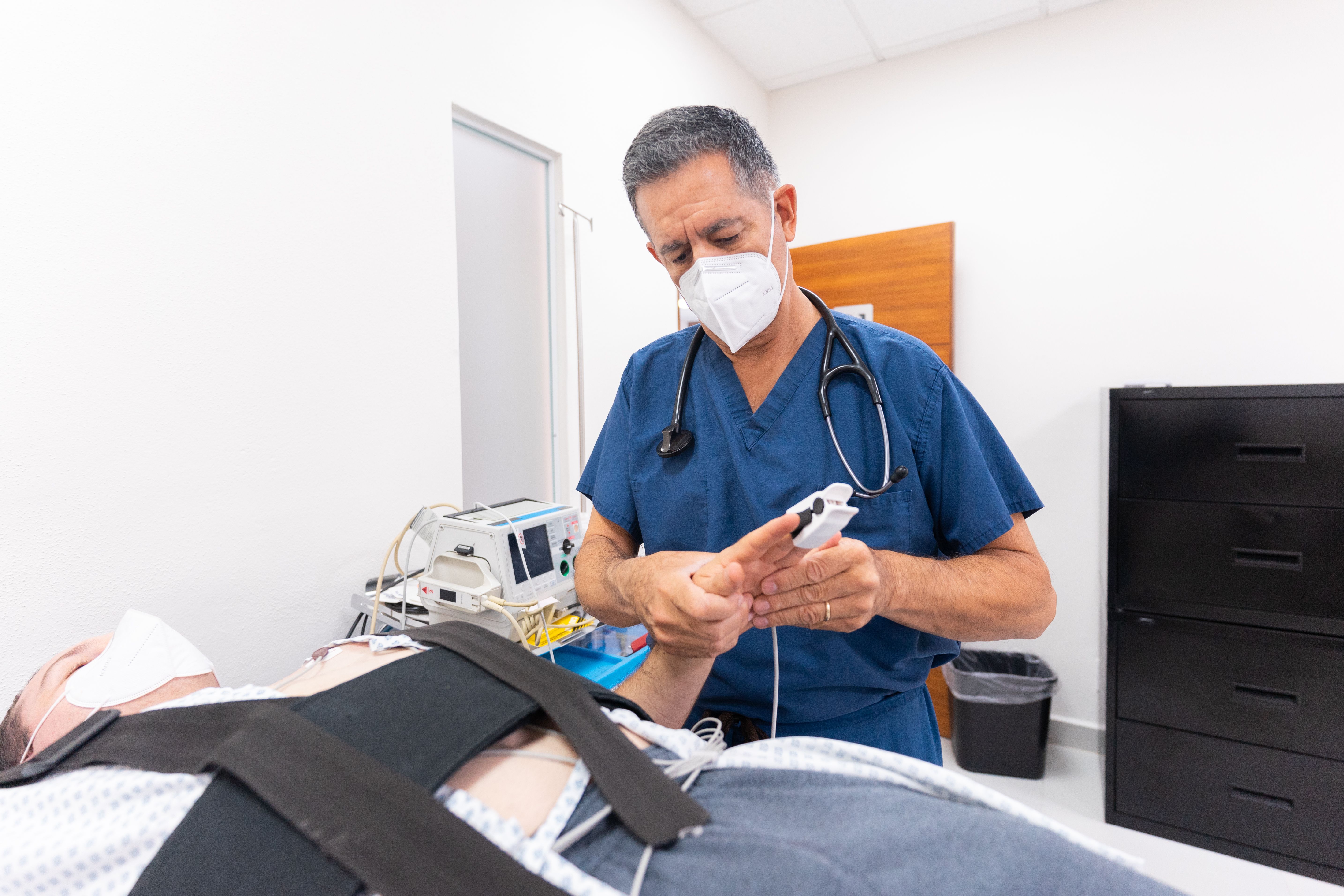 Cardiologist Photos, Download The BEST Free Cardiologist Stock Photos ...