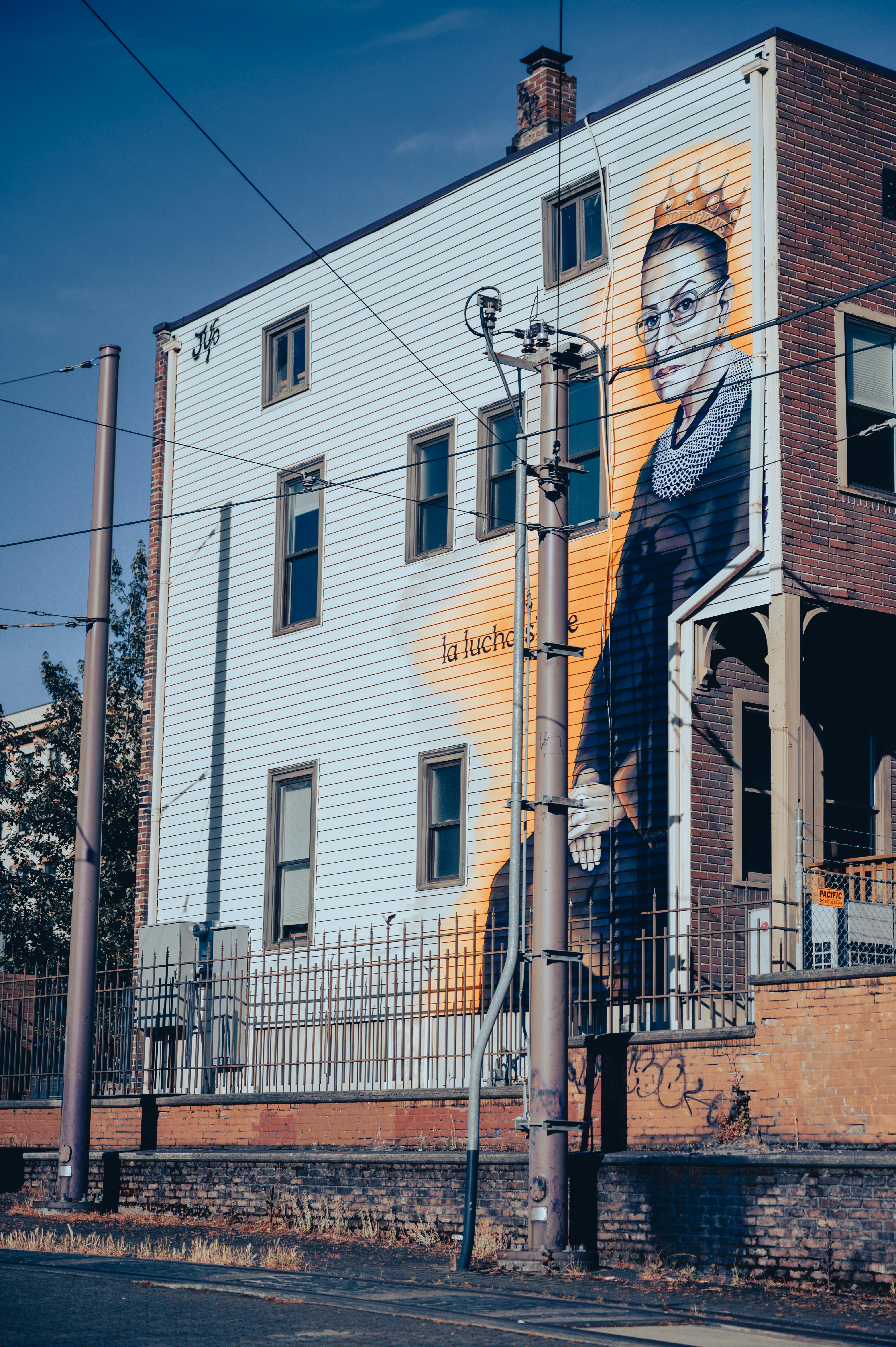 Photo of Graffiti on Building · Free Stock Photo