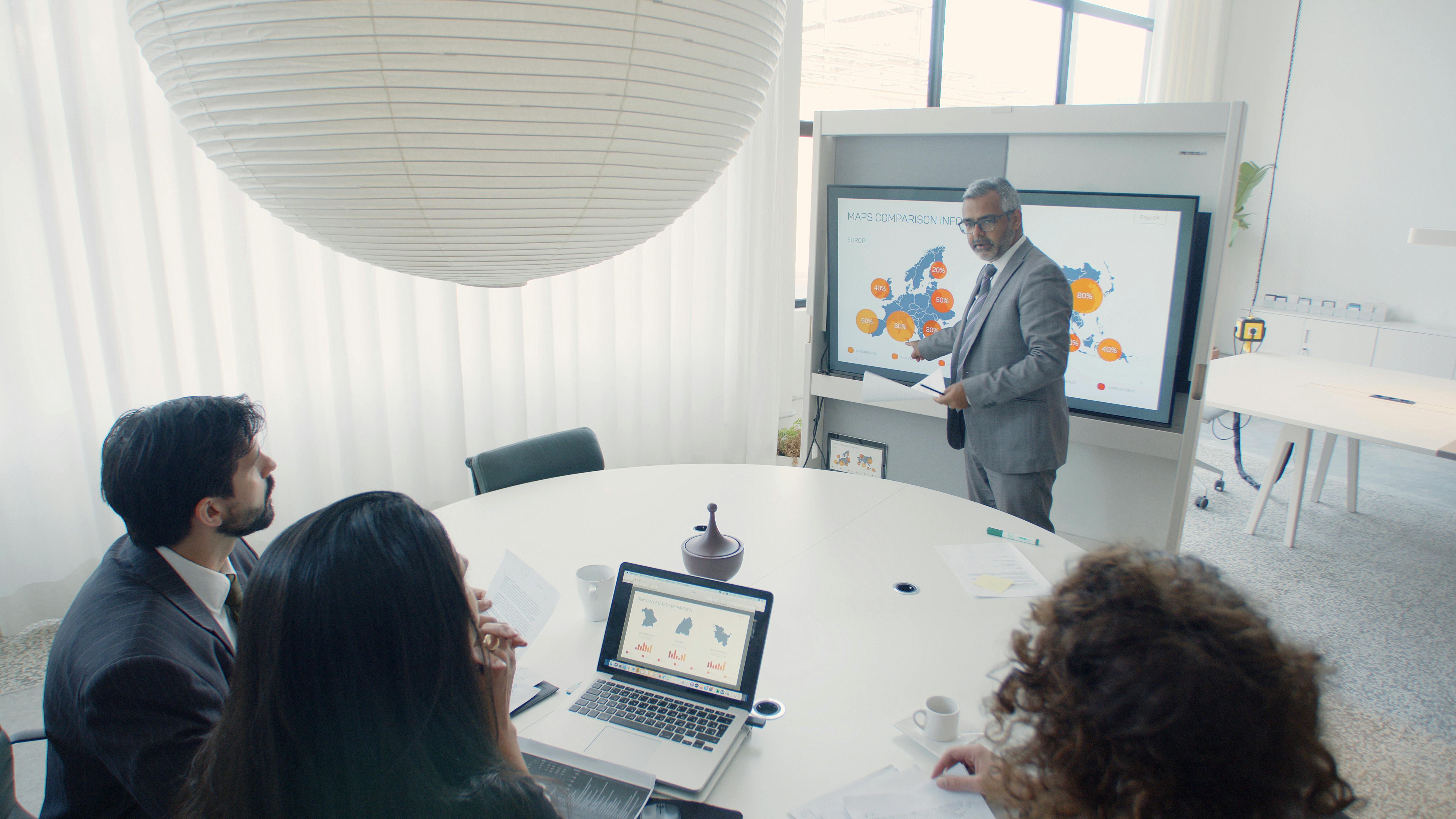 Professional Women Photos, Download The BEST Free Professional Women ...