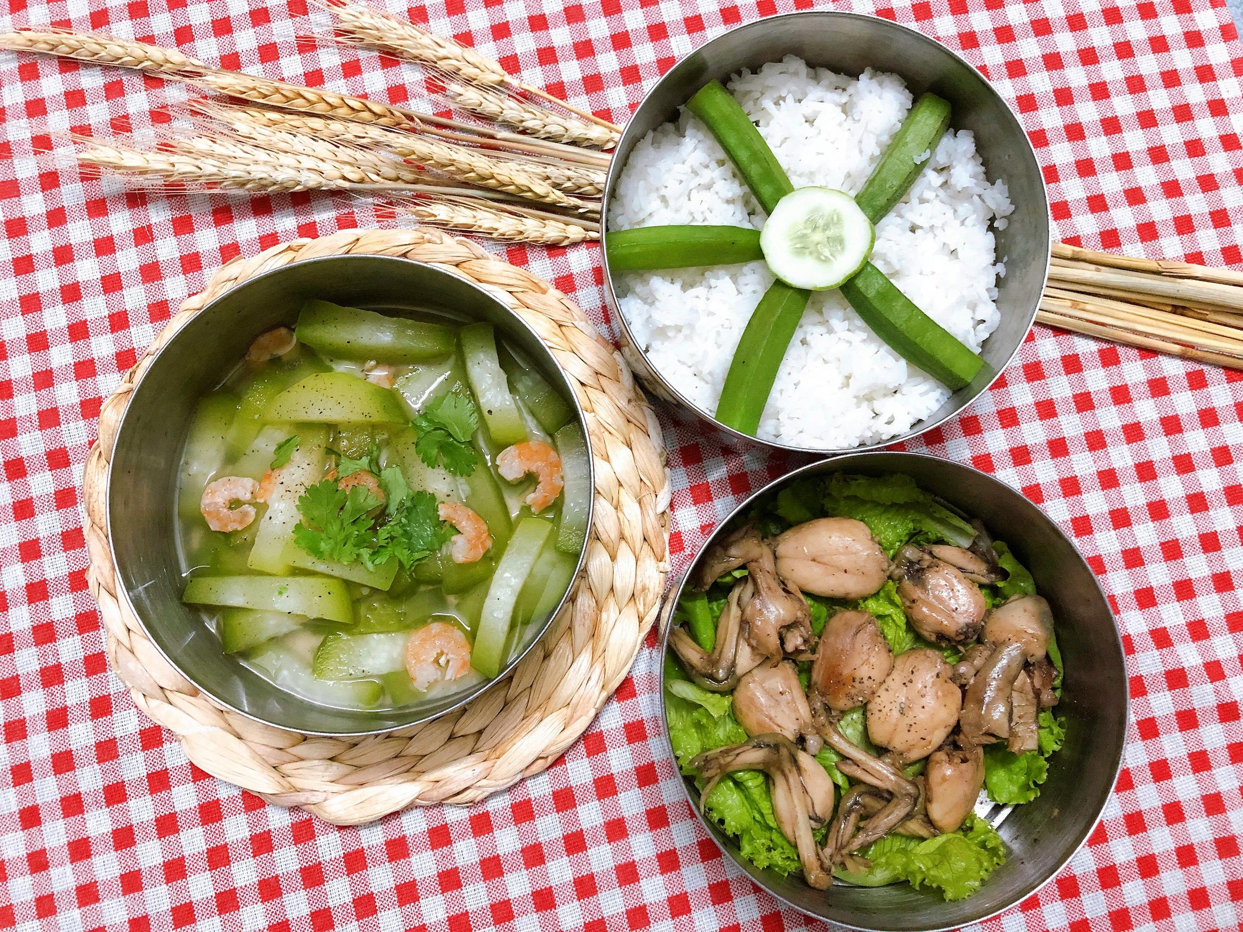 Cooked Food on the Table · Free Stock Photo