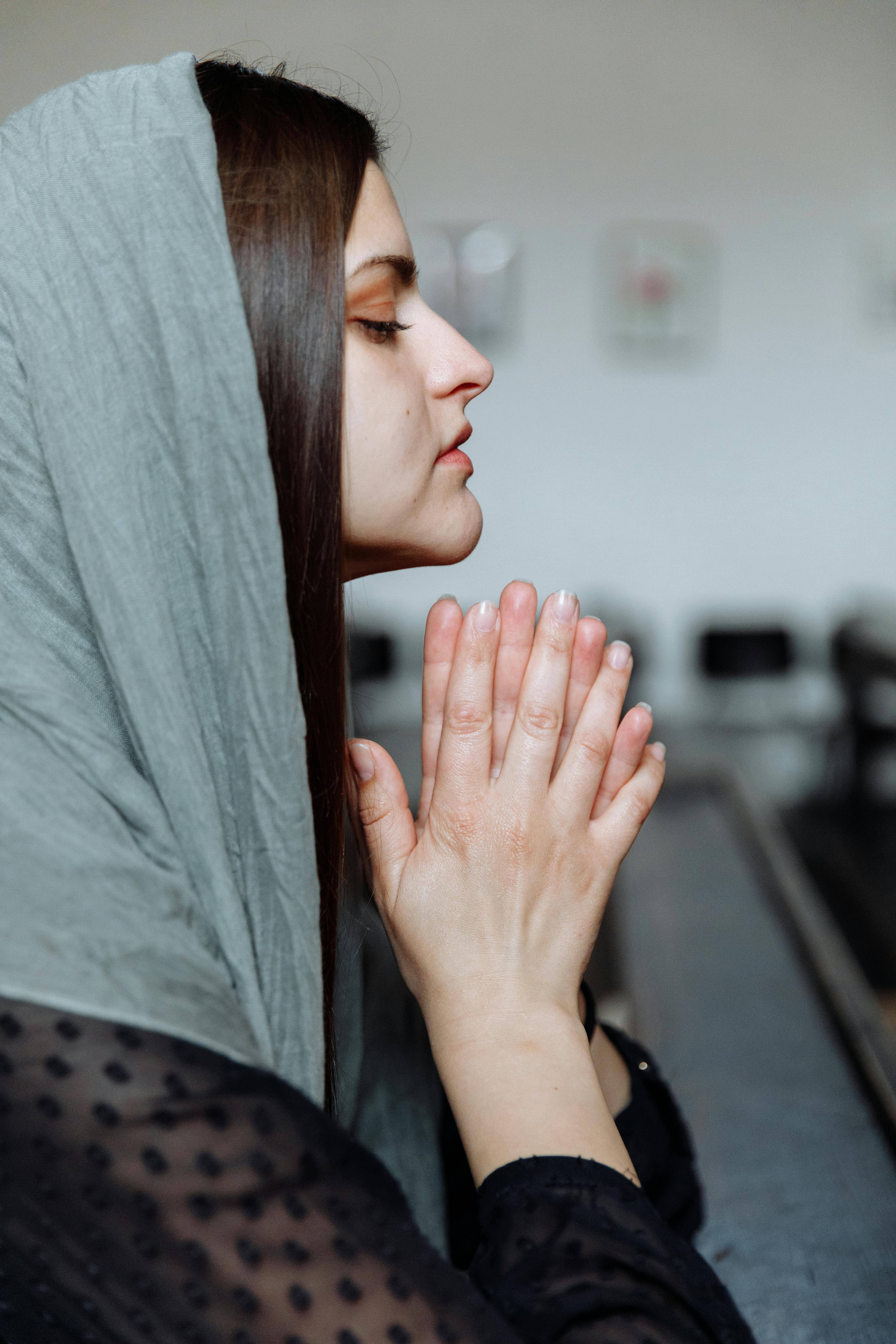 Woman Praying · Free Stock Photo