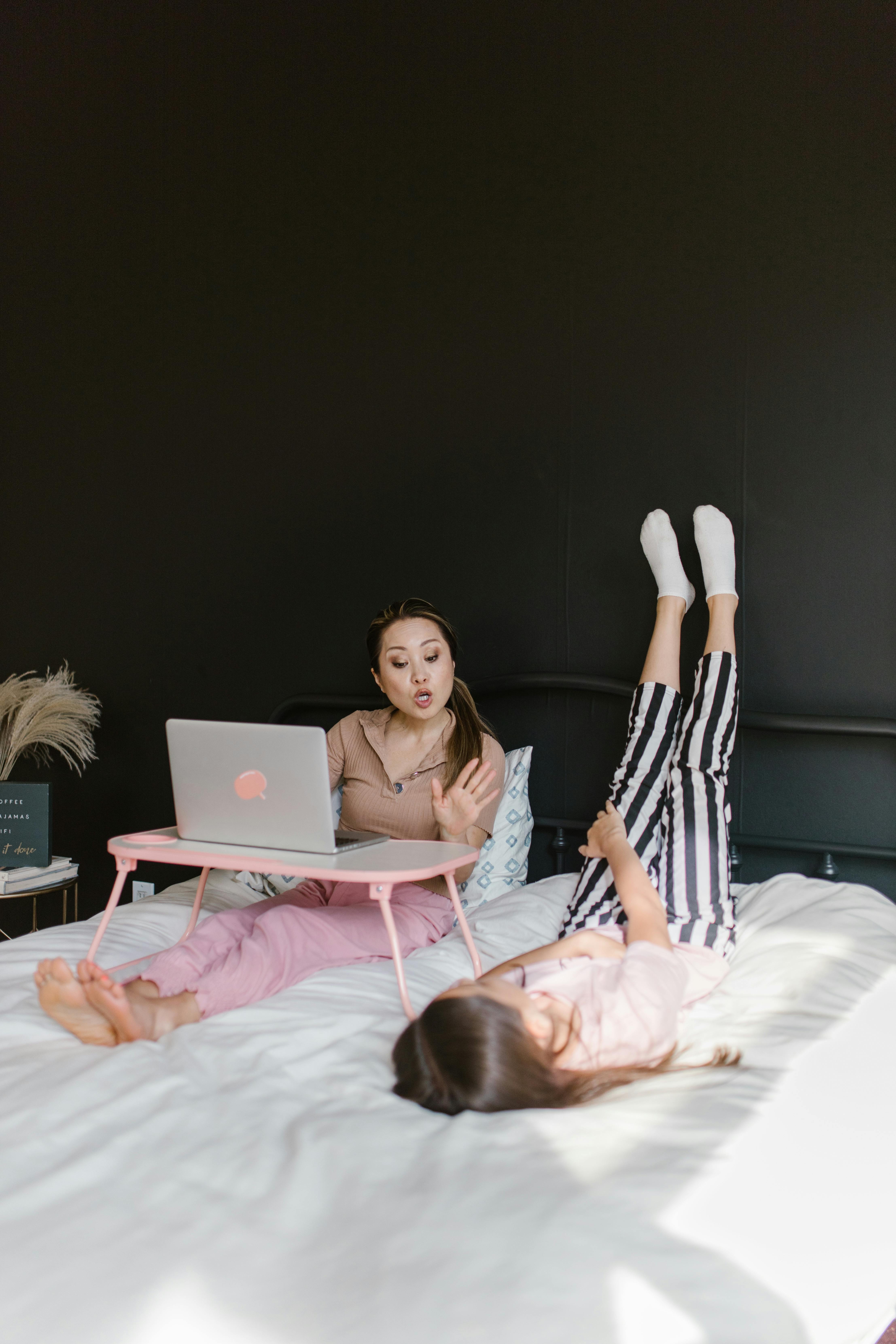 Distraction Photos, Download The BEST Free Distraction Stock Photos ...