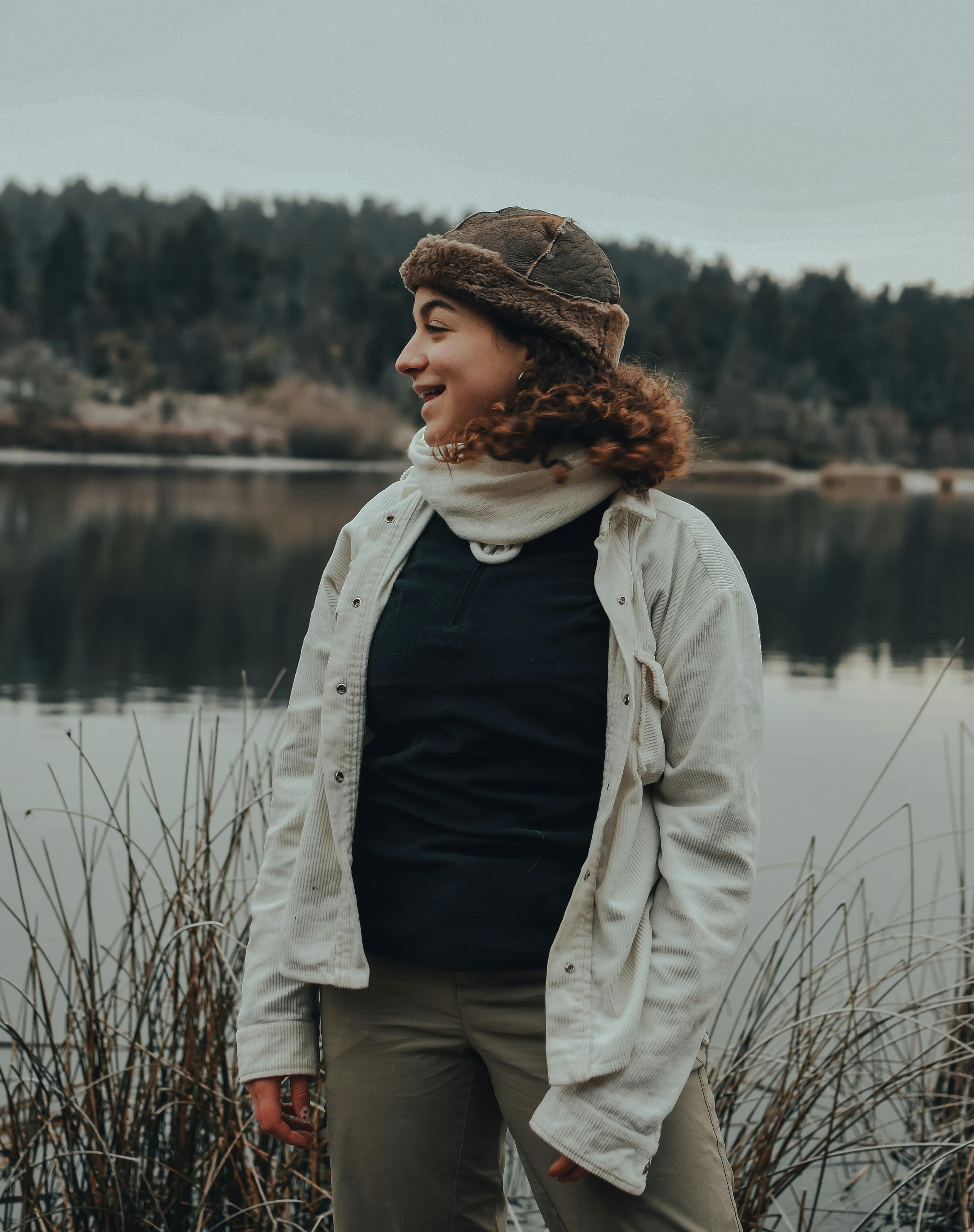 Woman Walking While Looking Sideways · Free Stock Photo